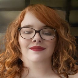 Caption me please ☺ | Scrolller