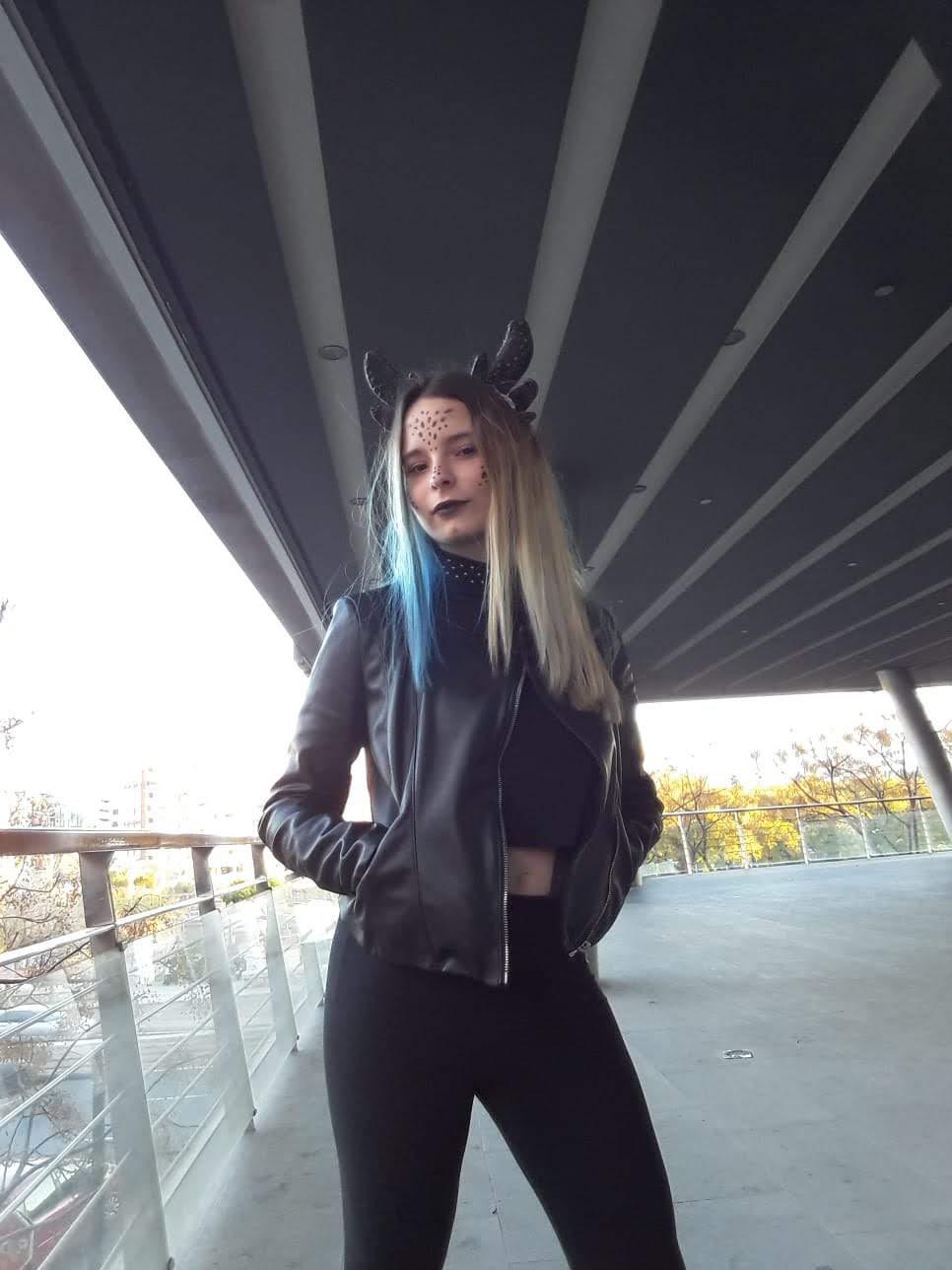 Casual Toothless cosplay by Meli! | Scrolller