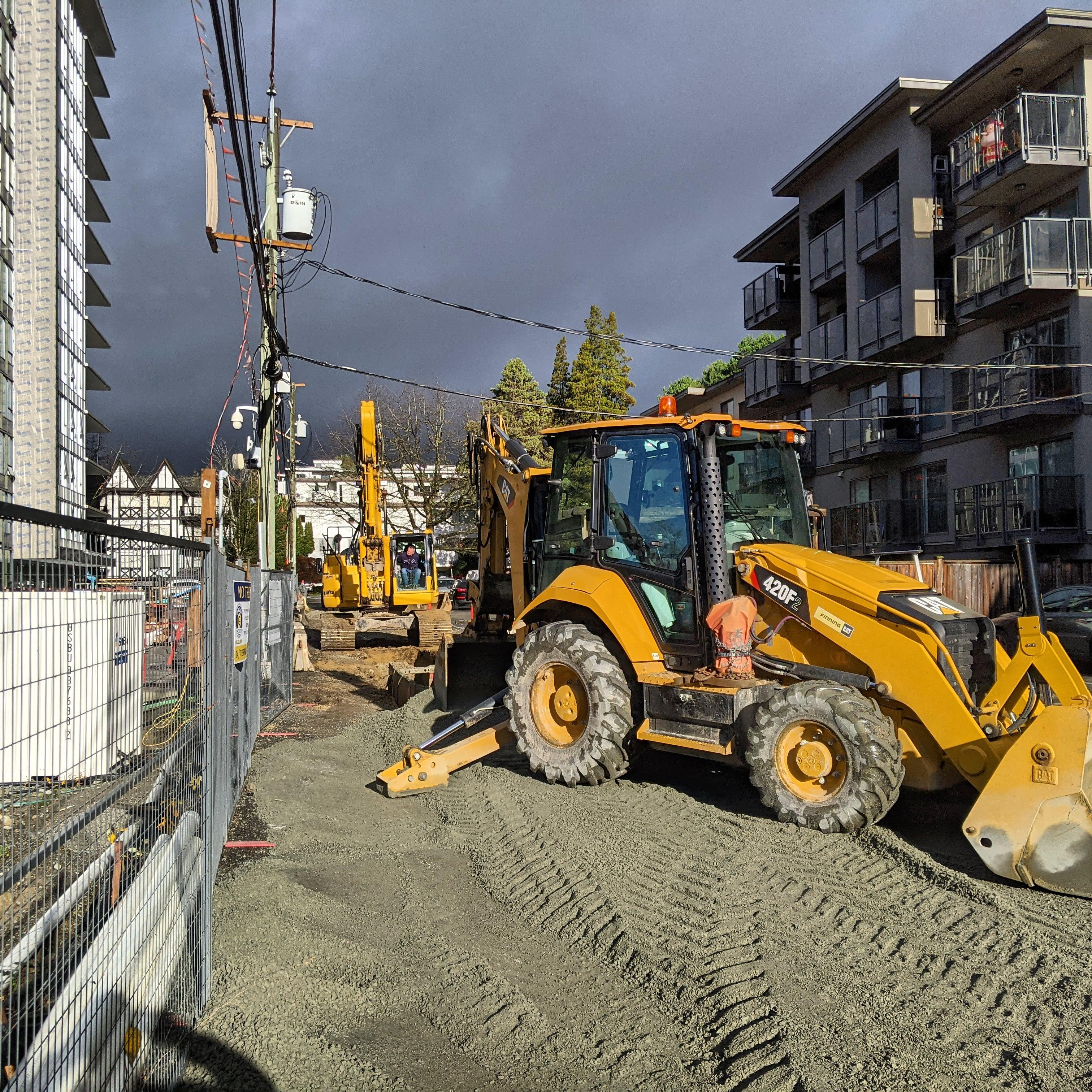 Cat vs Case backhoes | Scrolller