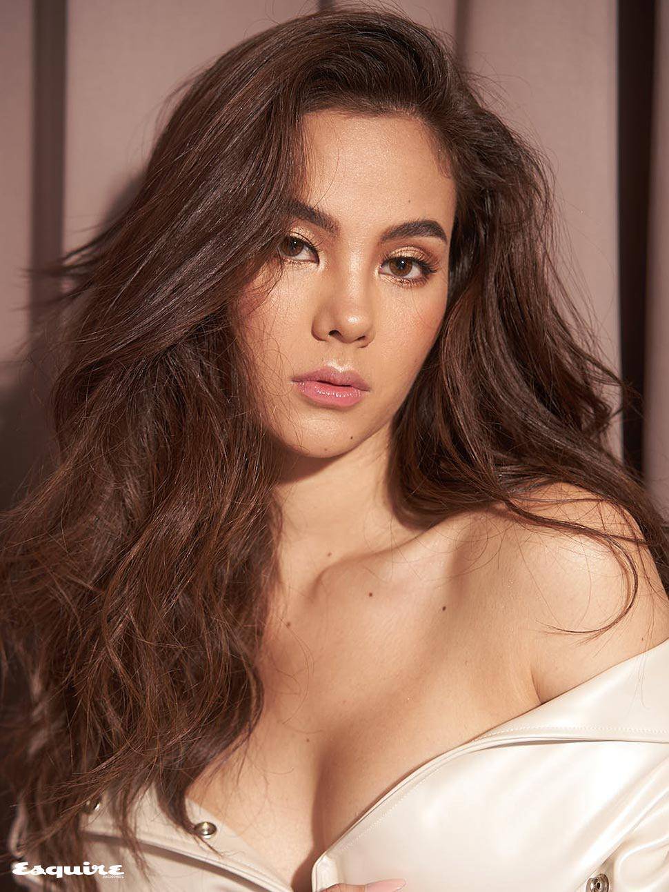 Catriona Gray | Scrolller