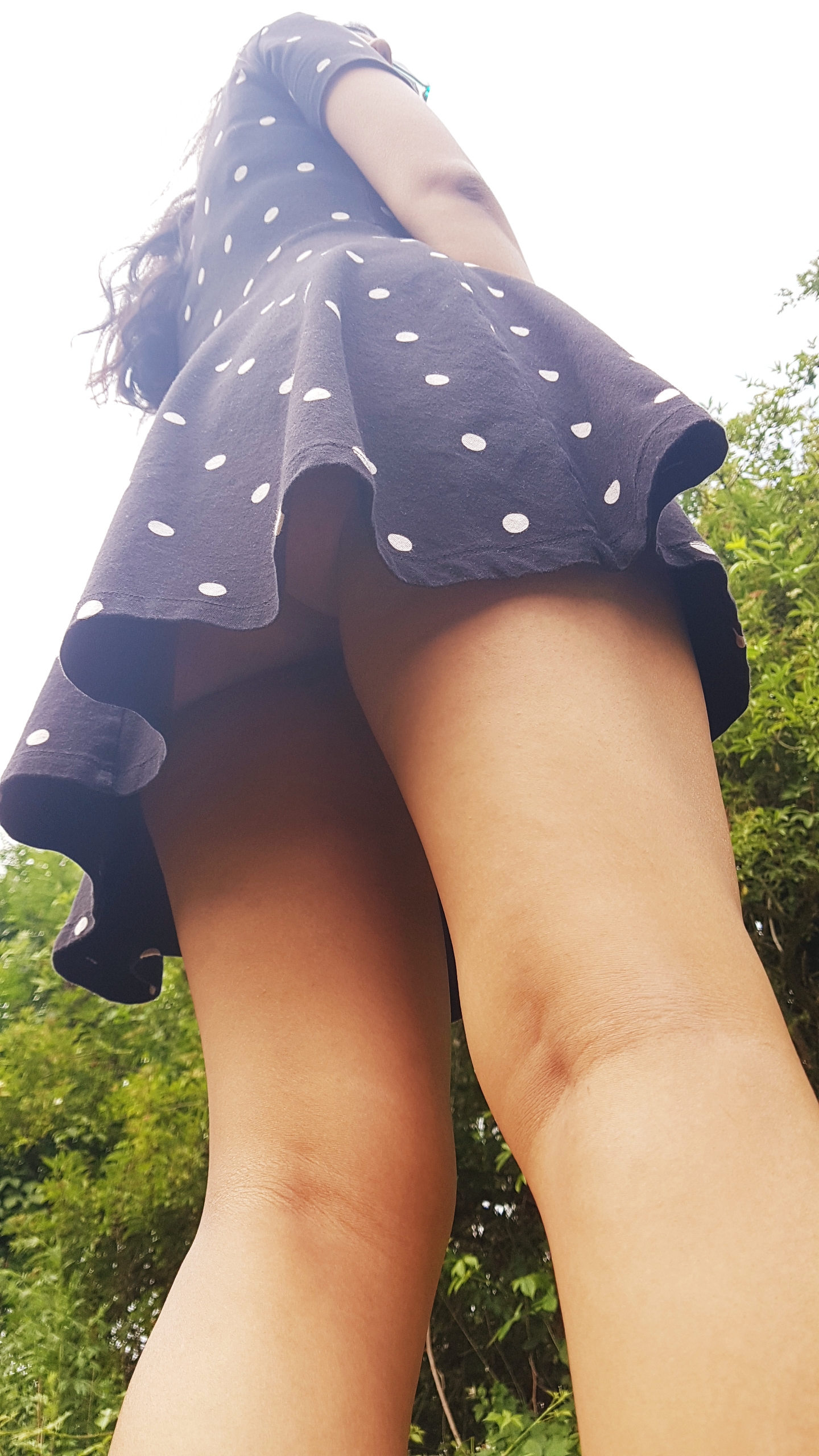 Caught you looking!! :D | Scrolller