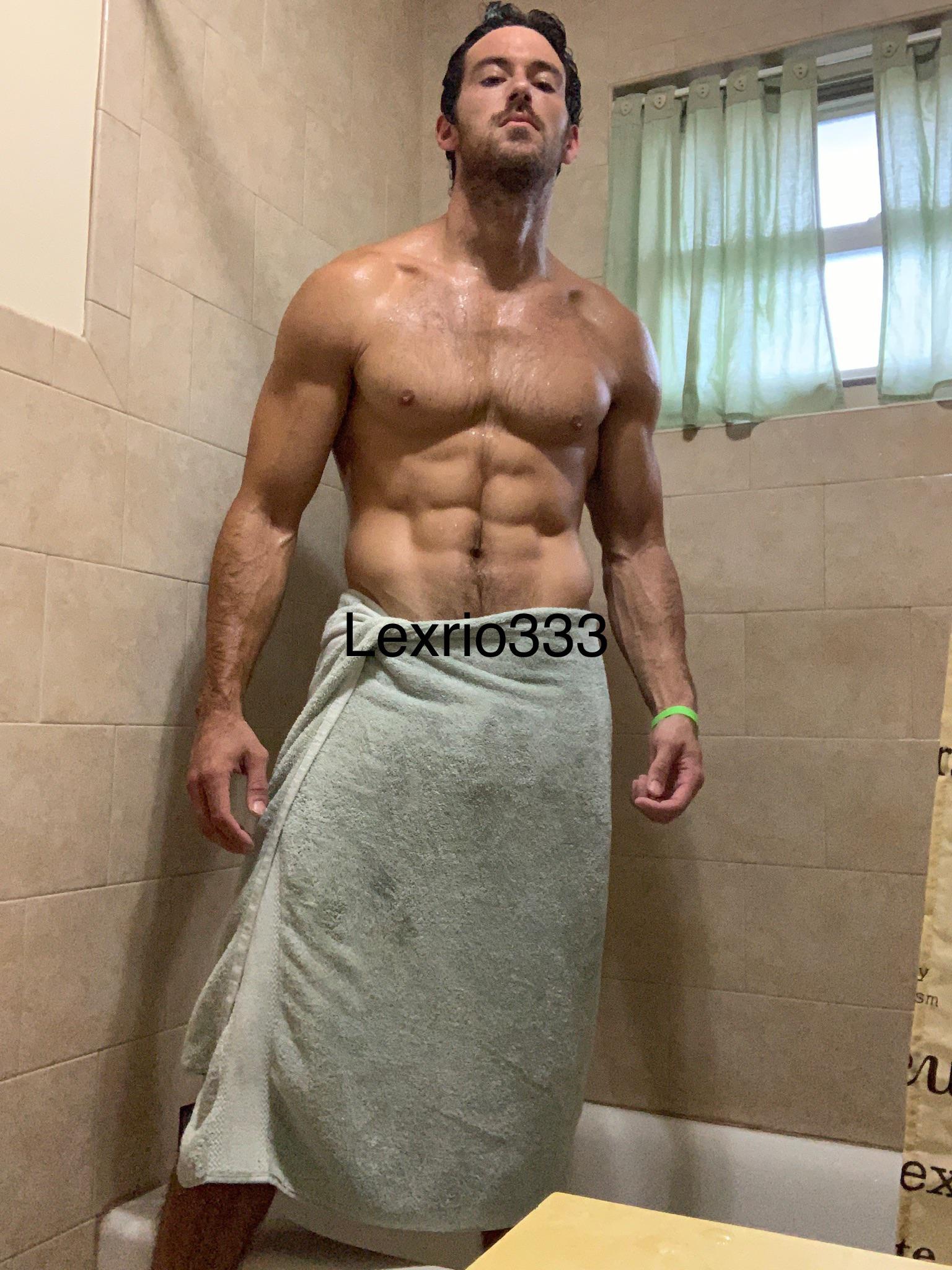 Caught you staring | Scrolller