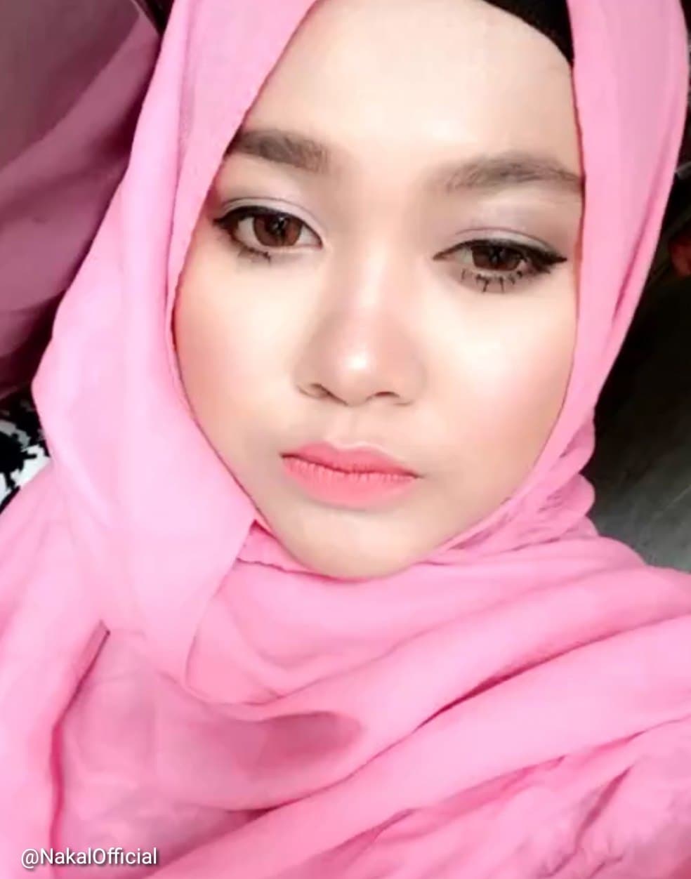 Cek Comments | Scrolller