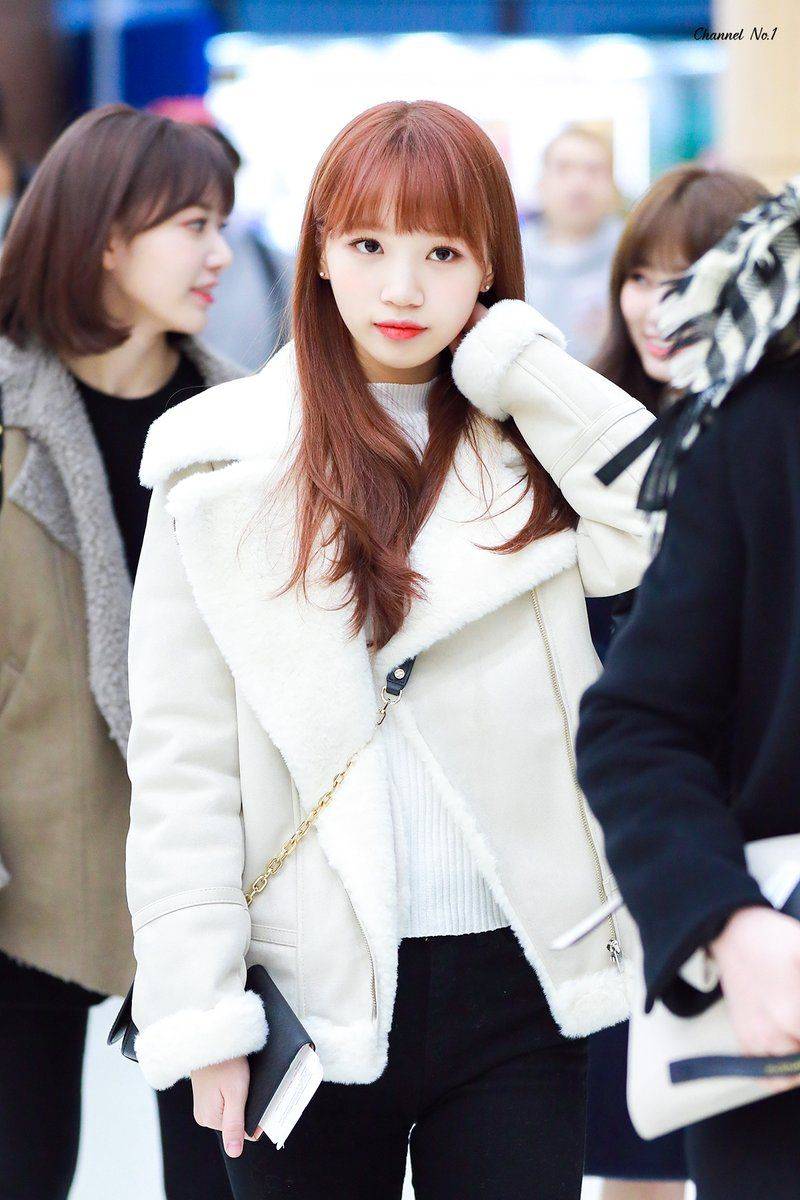 Chaewon | Scrolller