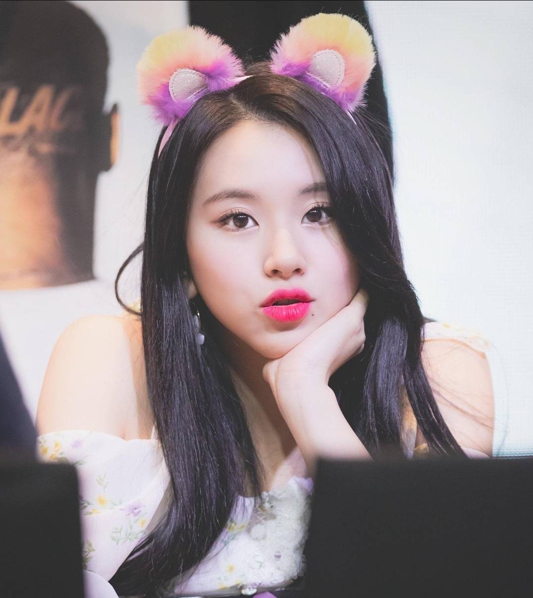 Chaeyoung - pink best ears, white top, close up | Scrolller