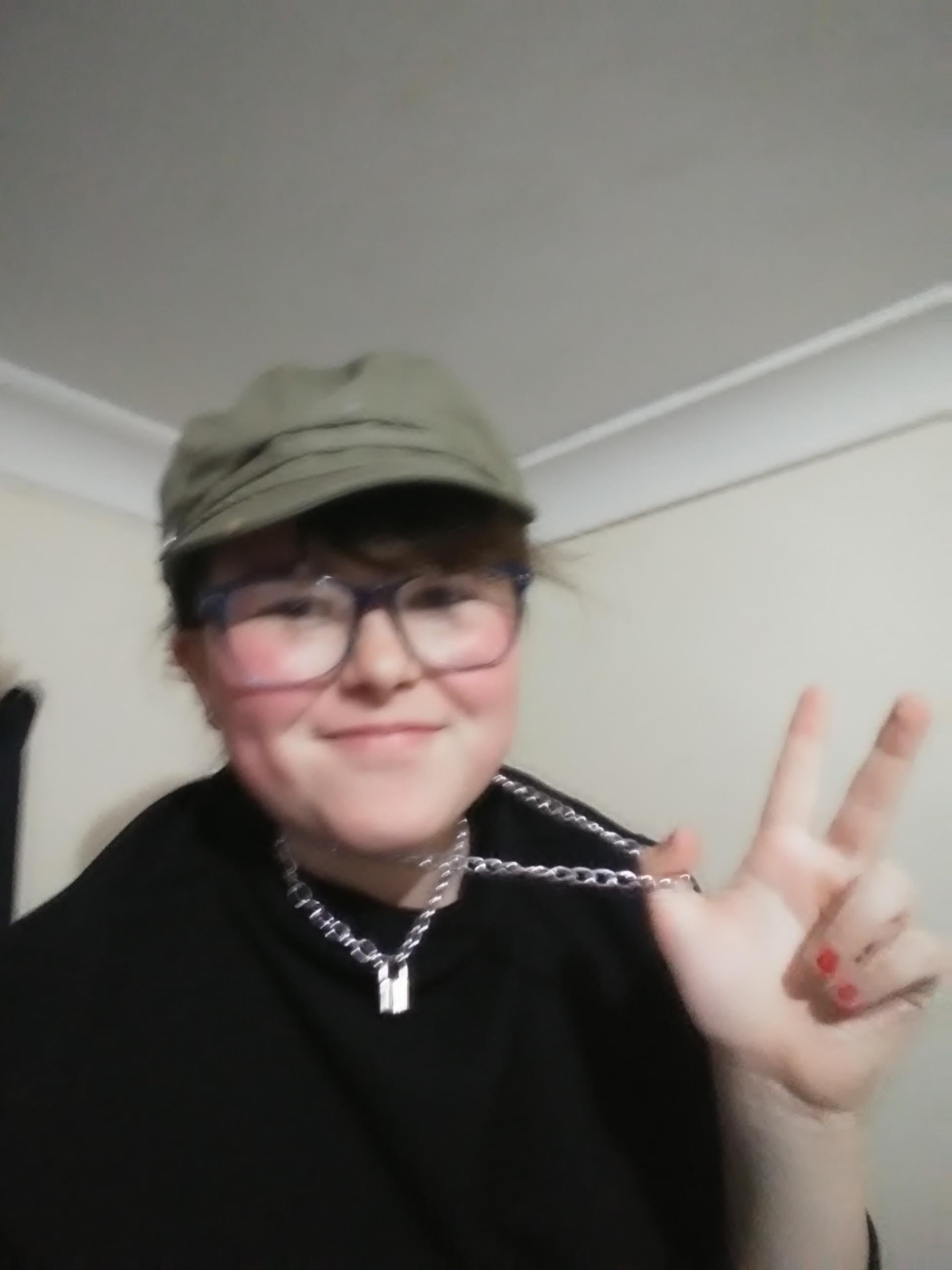 Chain. I like the chain. | Scrolller