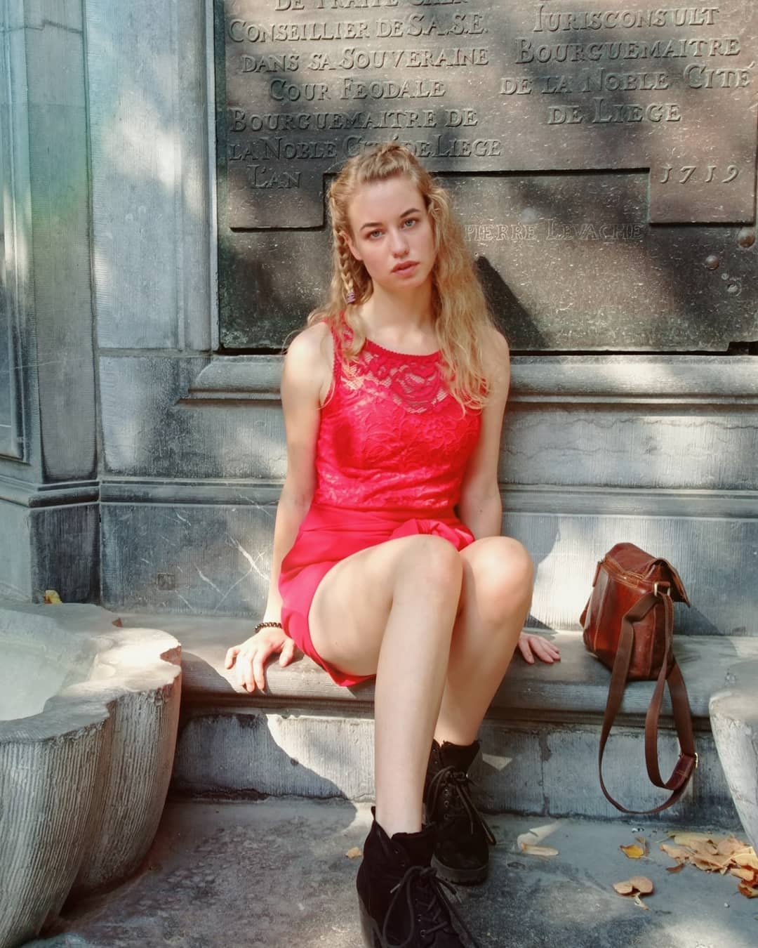 Charlotte | Scrolller