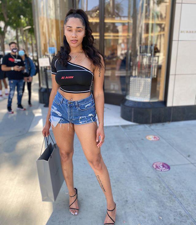 Chasing a bag | Scrolller