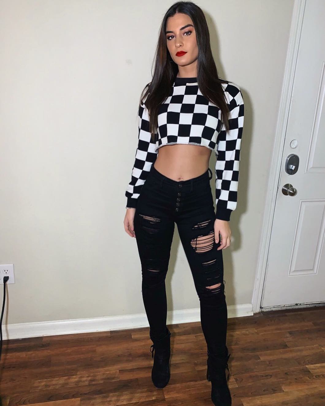 Checkered (IKTR) | Scrolller