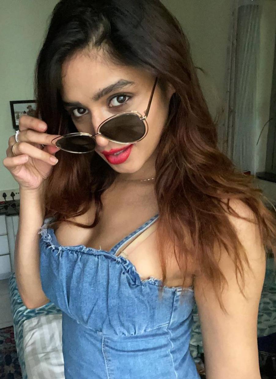 Checking out master race like 🥵🔥 | Scrolller