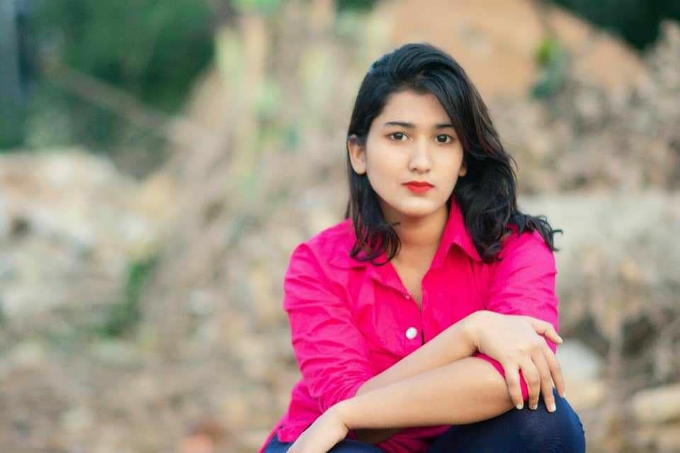 Checkout her Yesterday Night Premium Live Show 🤳No Bra No Panty 😋 Full ...