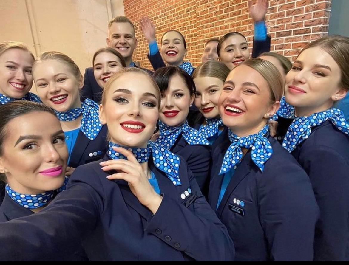 Cheerleader effect | Scrolller