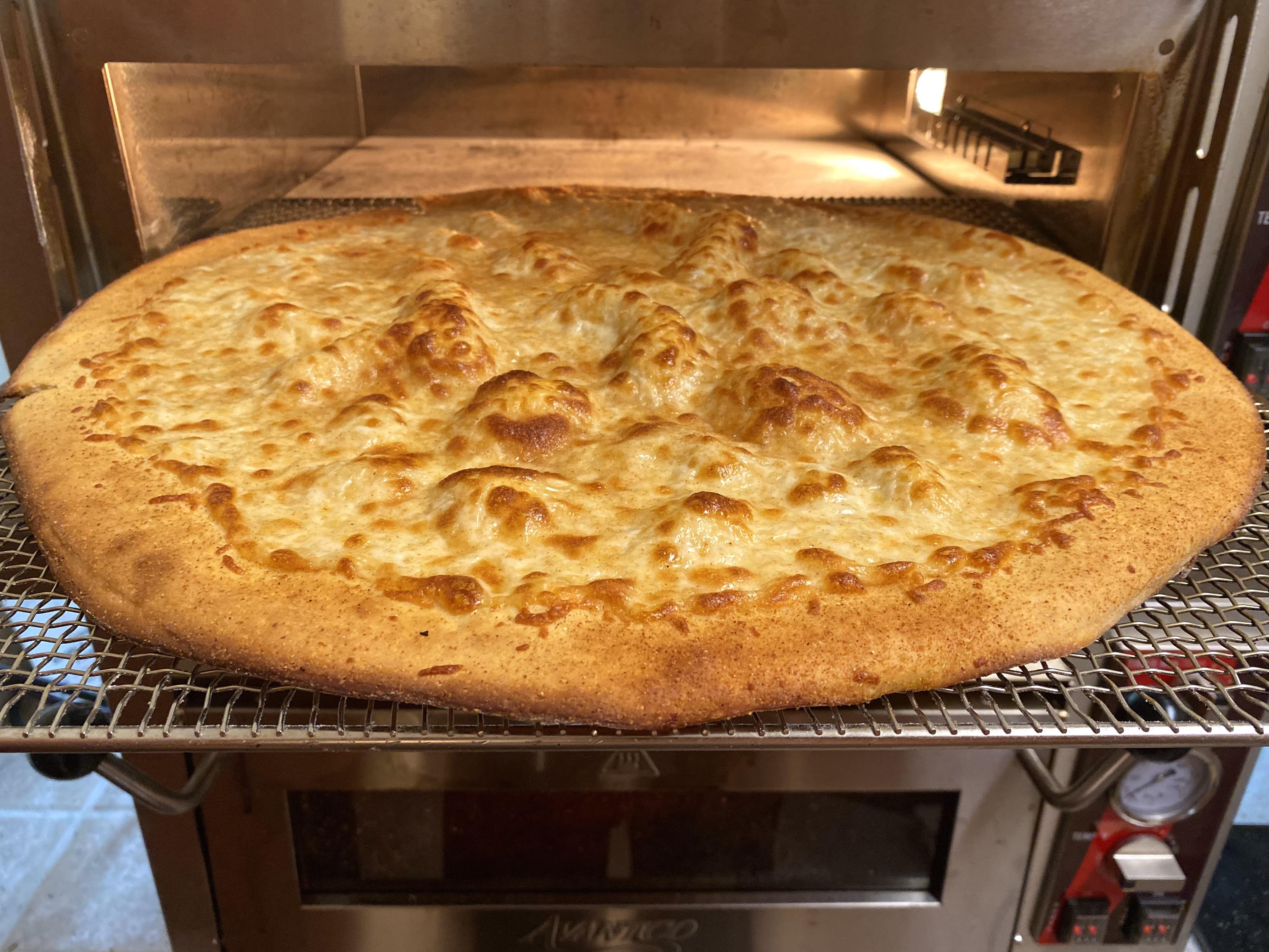 Cheese pizza | Scrolller