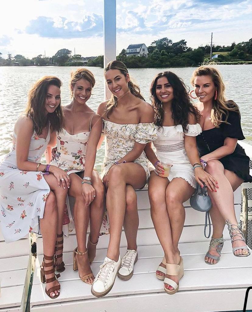 Cheryl and her girls | Scrolller