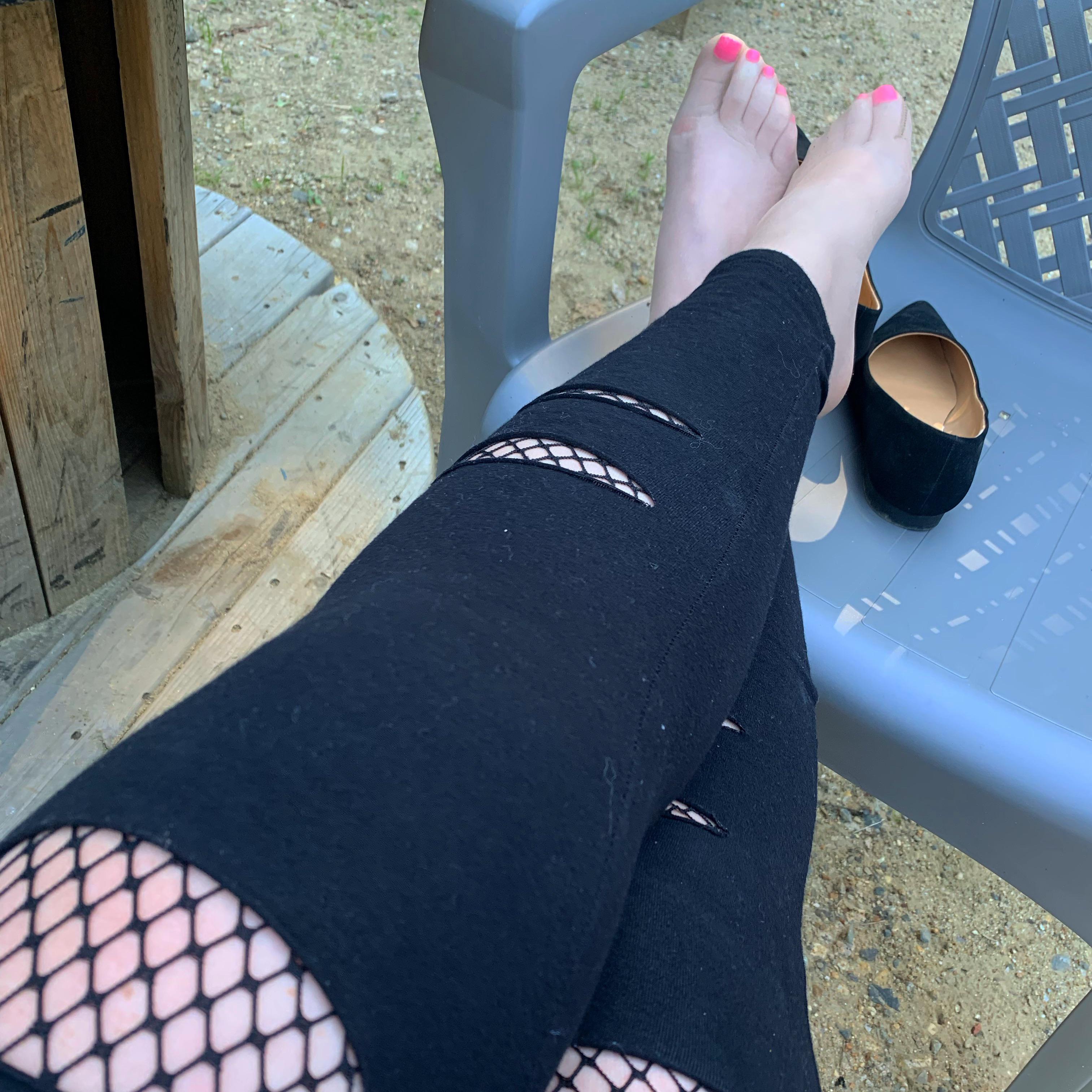 Chilling at home. | Scrolller