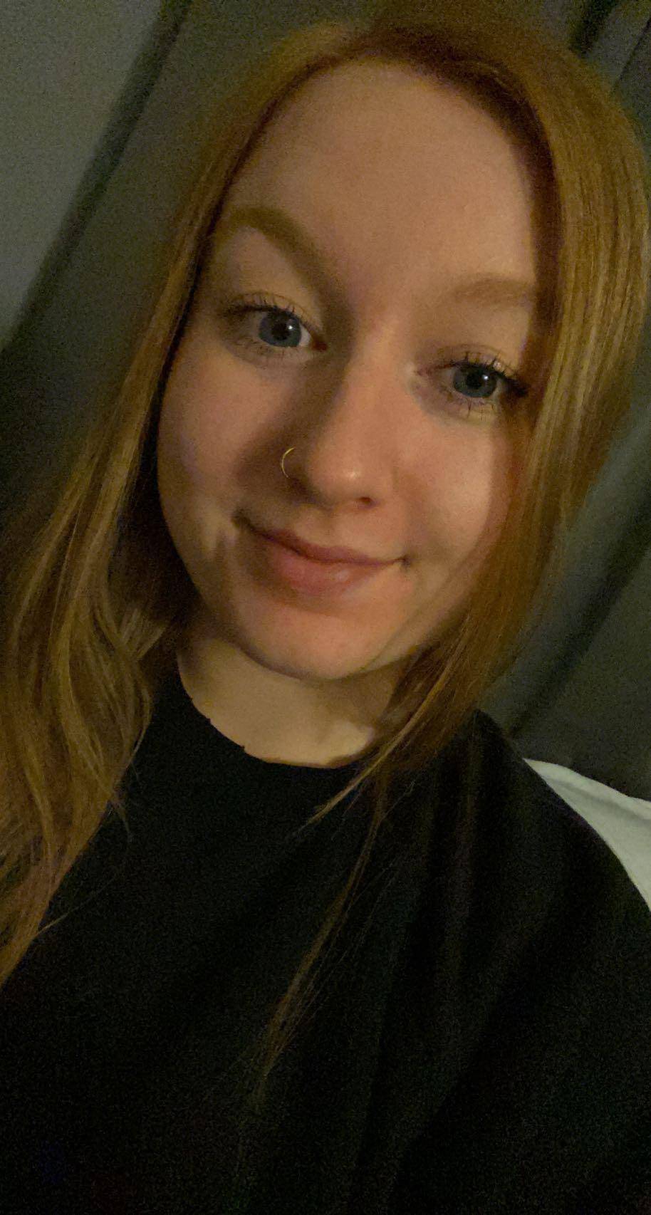 chilling in bed getting high keep me company and tell me your fav subs! | Scrolller