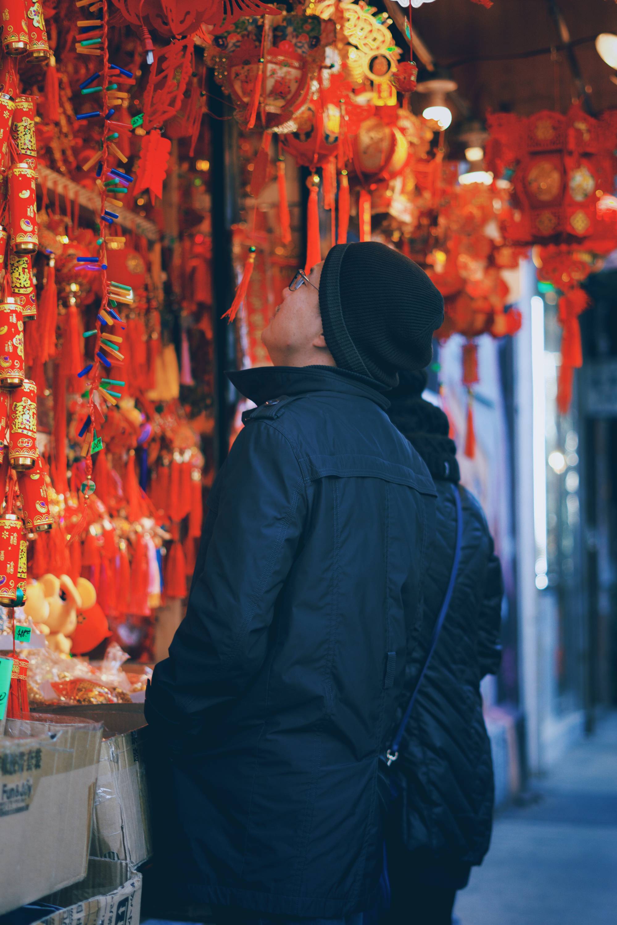 Chinatown shot with 50mm f/1.8 FE | Scrolller