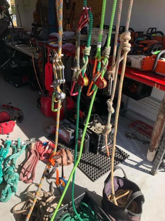 Choose Your Weapon Scrolller