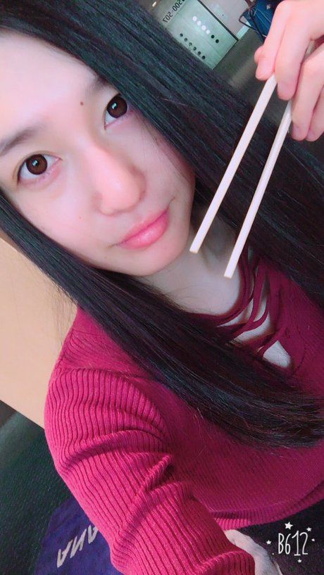 Chopsticks Iori Kogawa | Scrolller