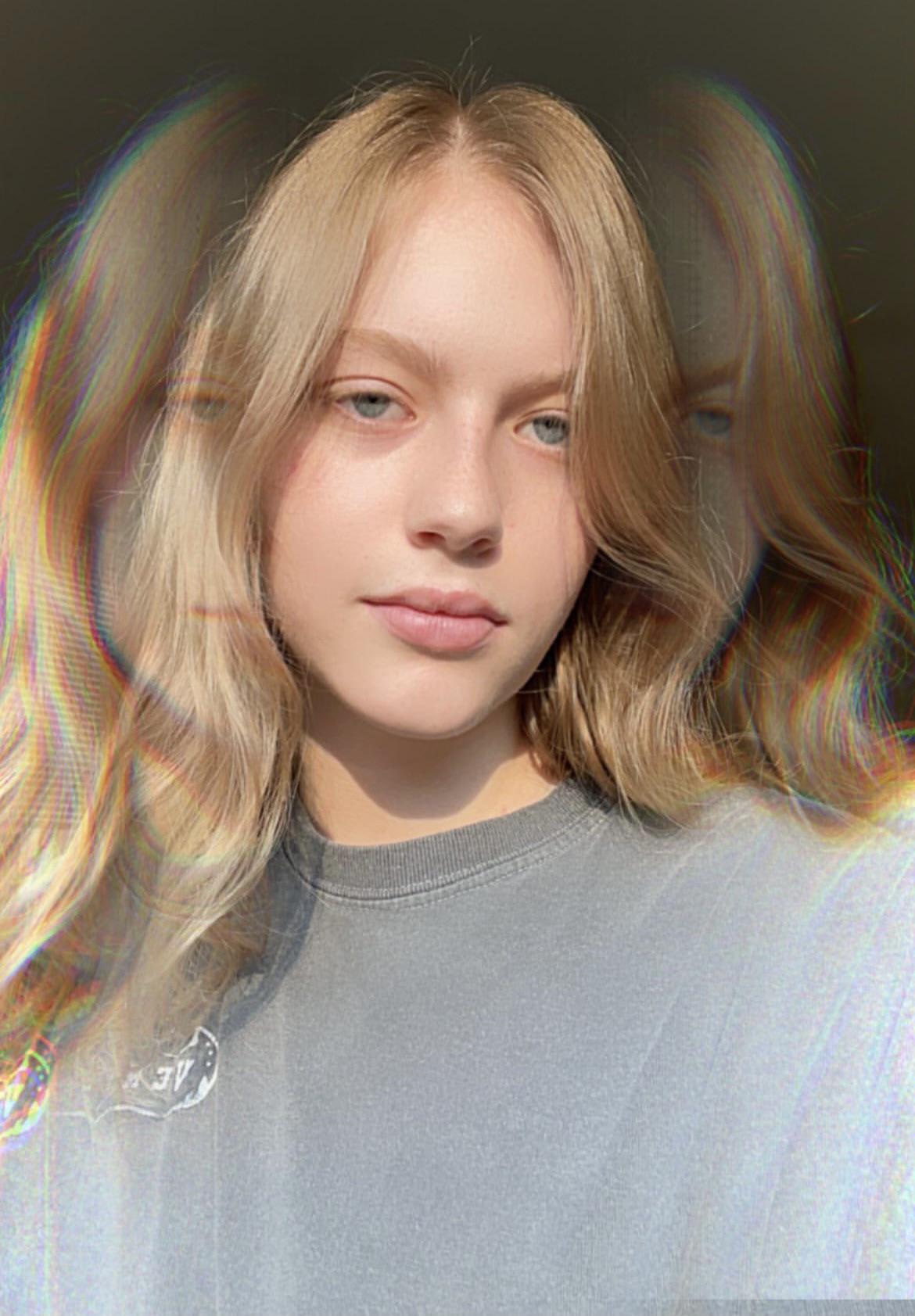 Christina Scrolller
