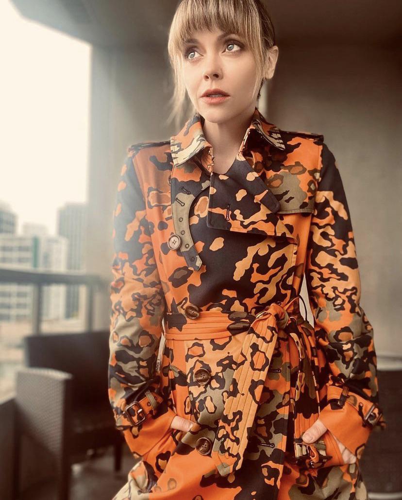 Christina Ricci Scrolller