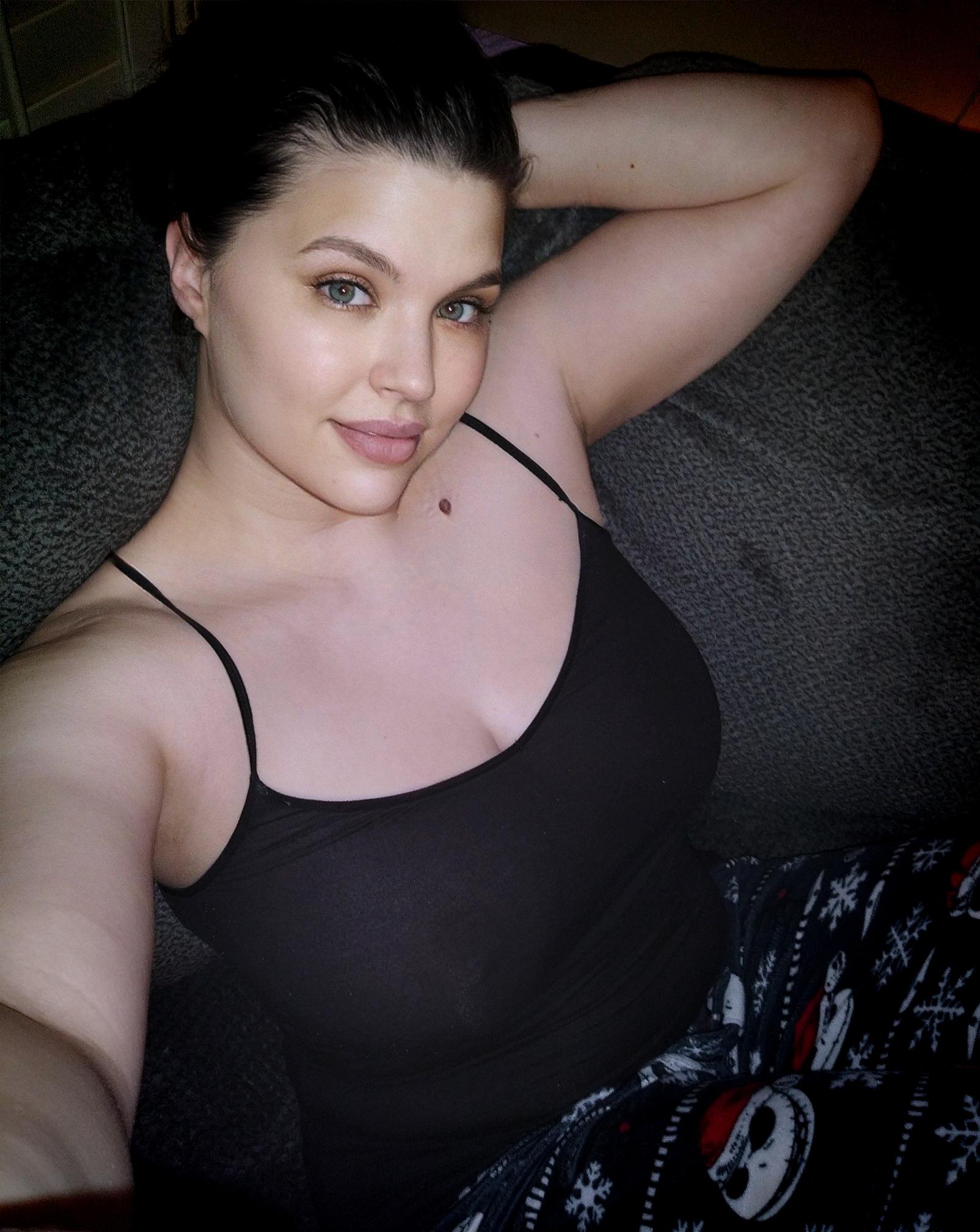 Christmas Vibes 🖤 F30 (oc) | Scrolller