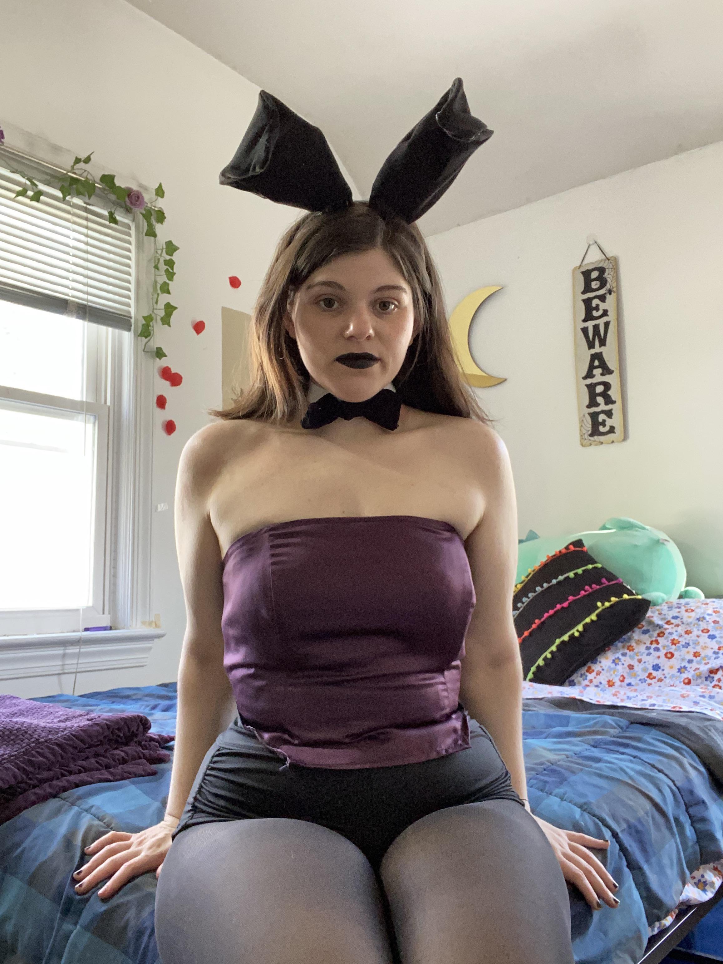 Chubby bunny | Scrolller