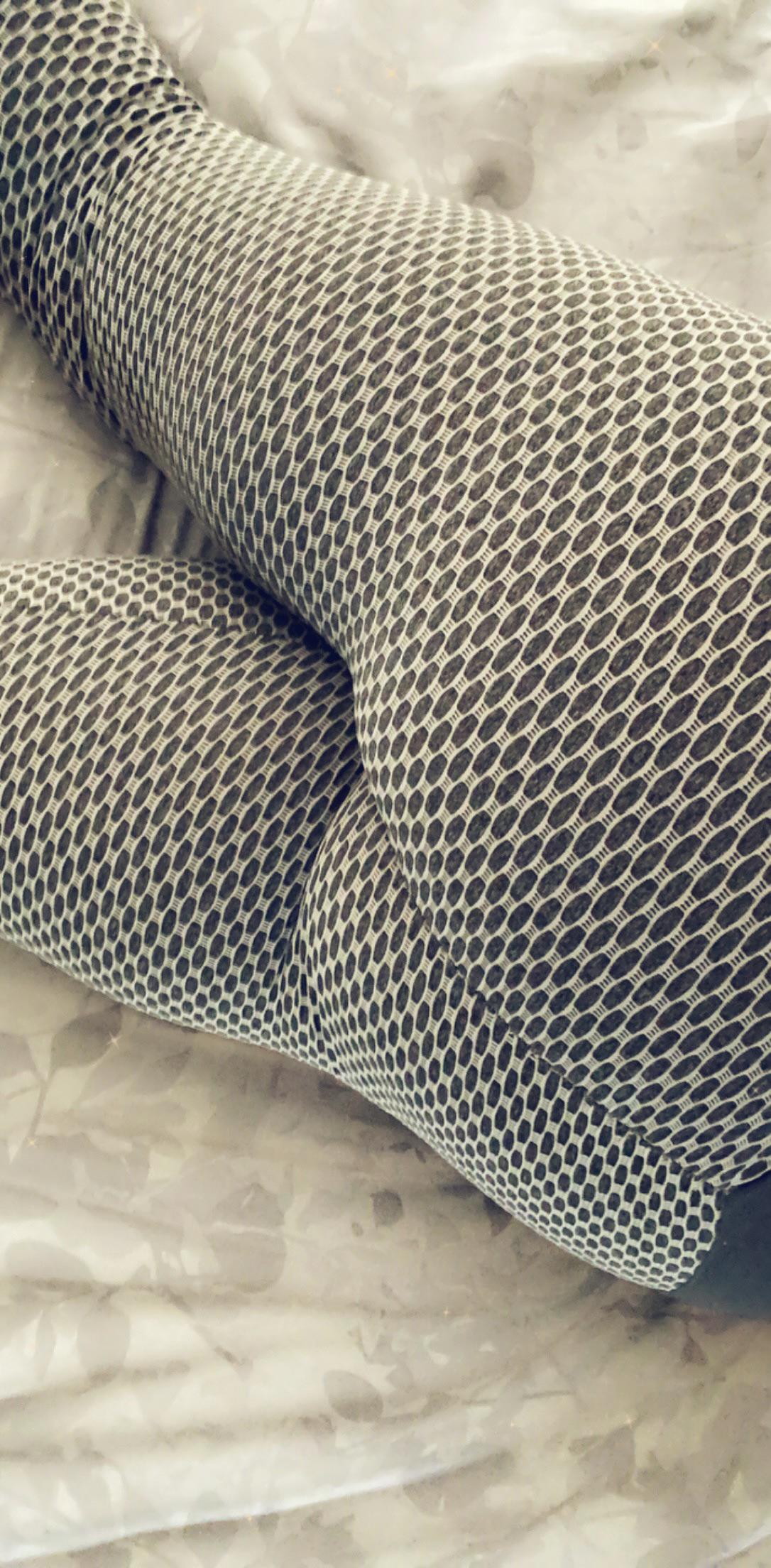 Come watch me hump my pillow... | Scrolller