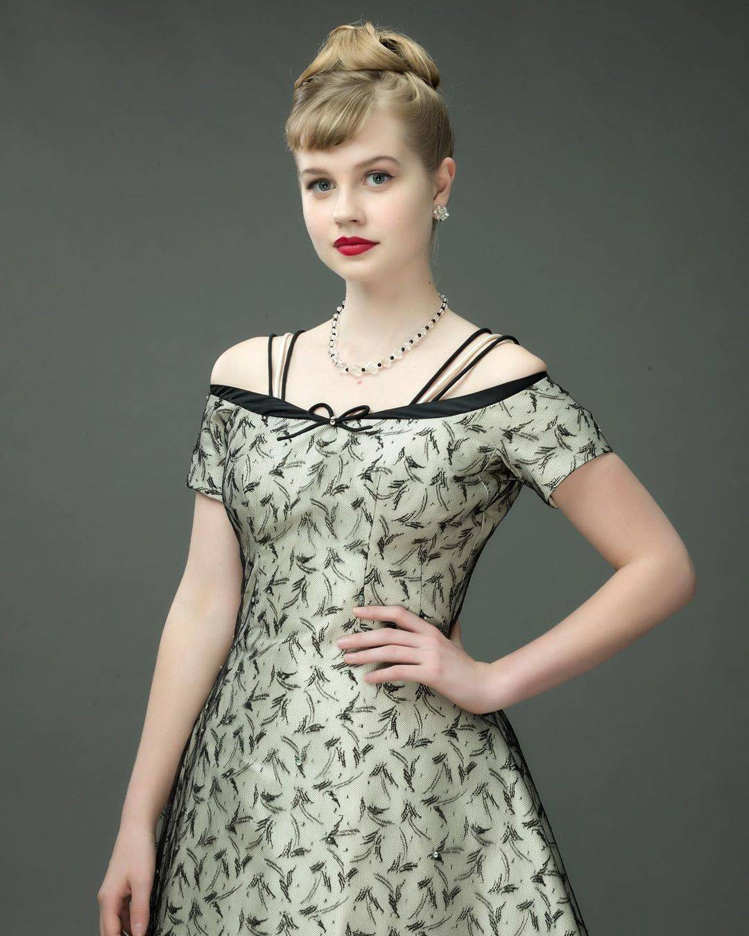 Classical beauty | Scrolller