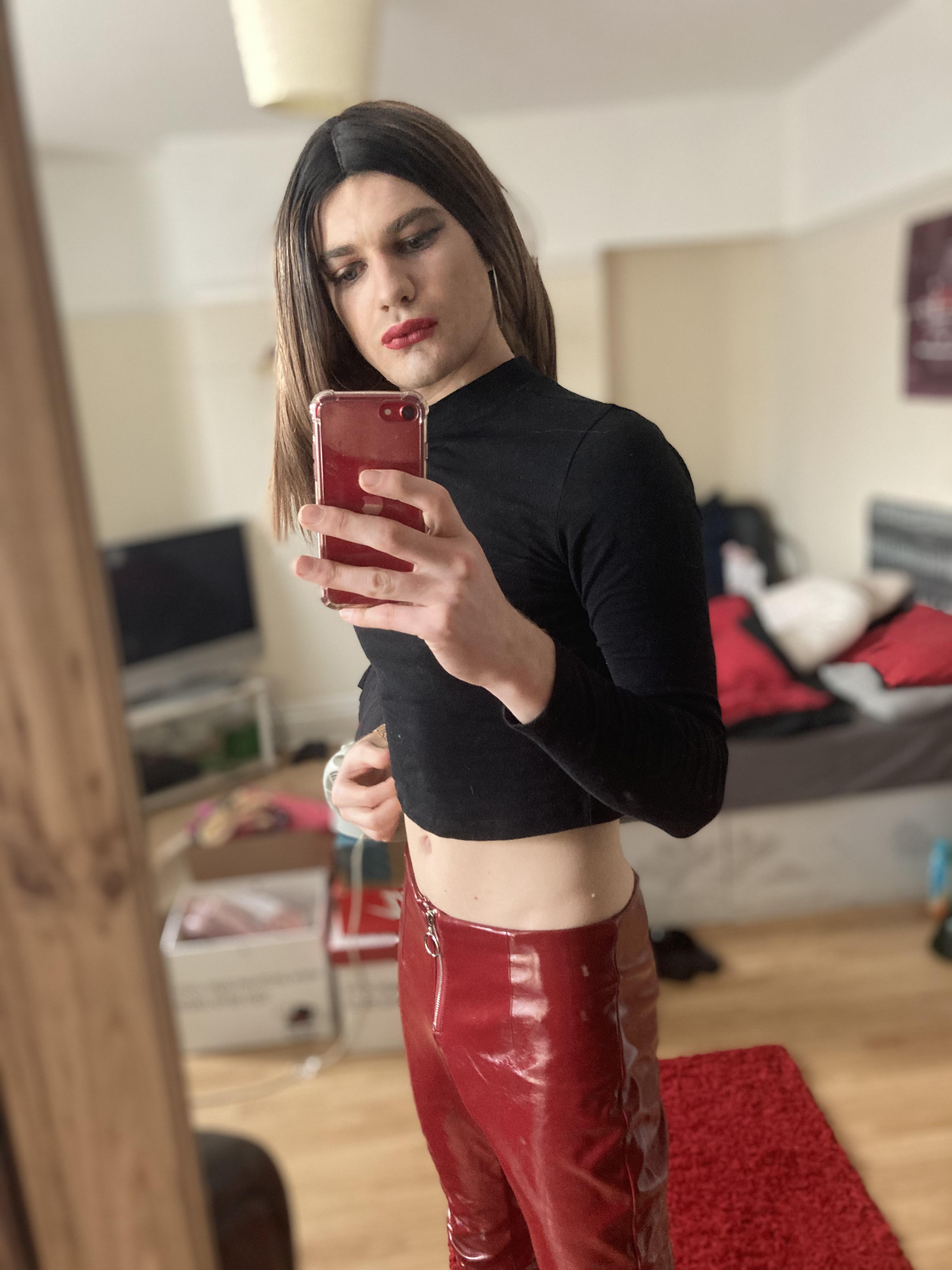 Classy looking Sissy 😈💋 | Scrolller