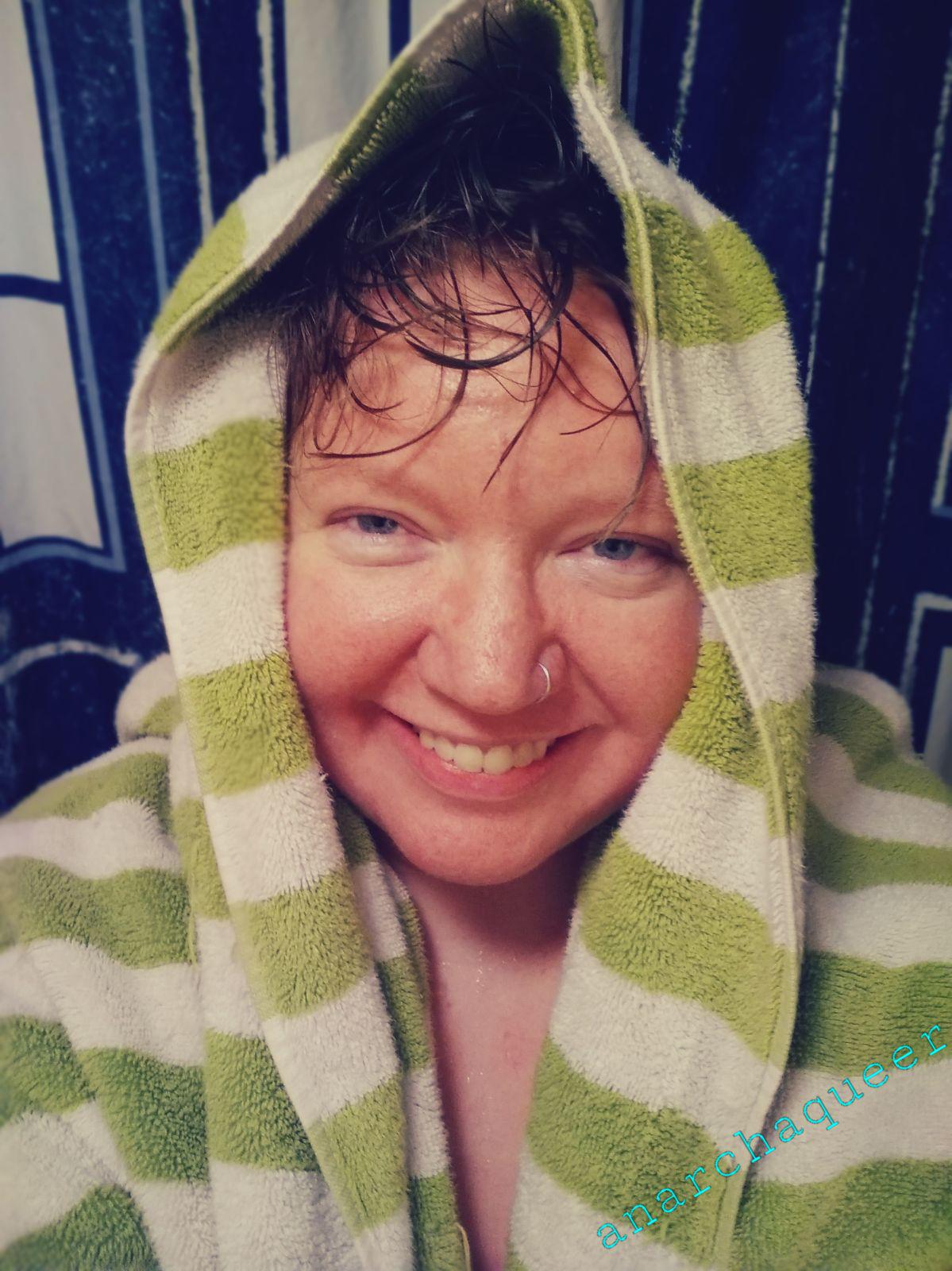 Fresh out of the shower. | Scrolller