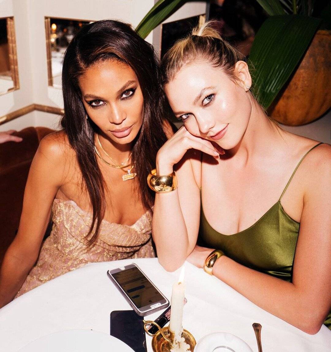 Cleavage With Joan Smalls (2018) | Scrolller