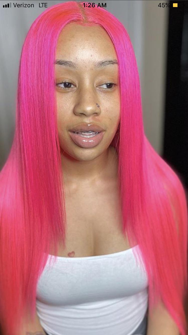 Close up | Scrolller