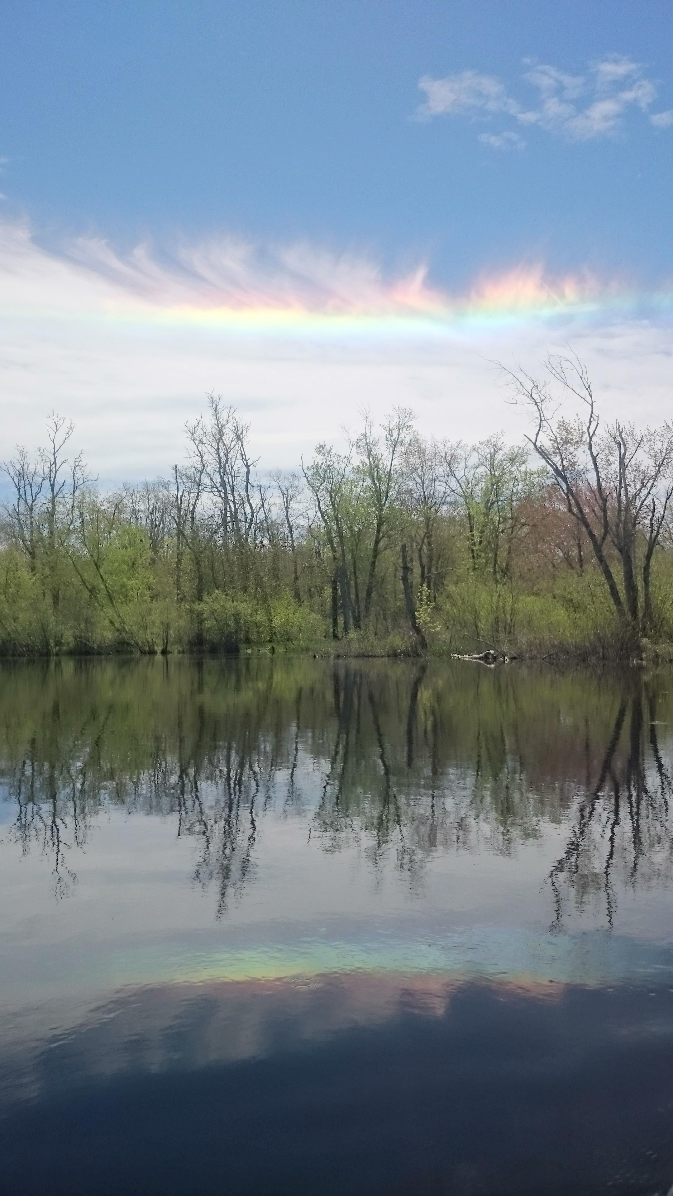 Cloud iridescence | Scrolller