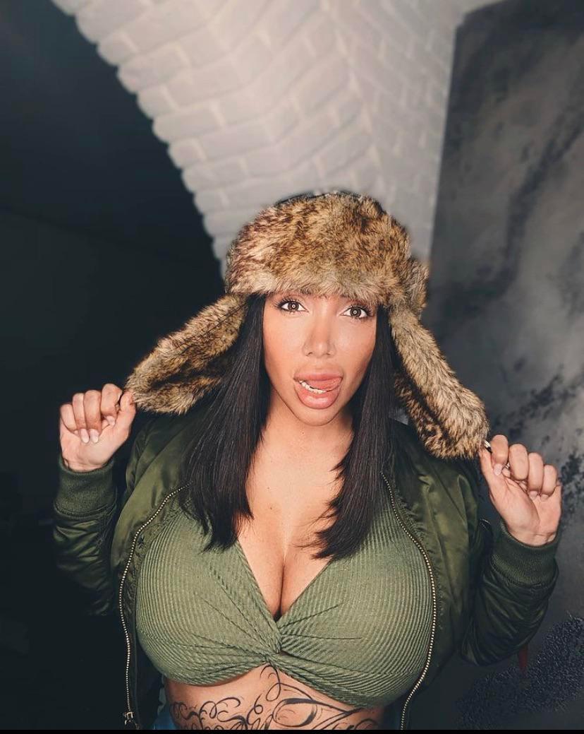 Coco Parabellum | Scrolller