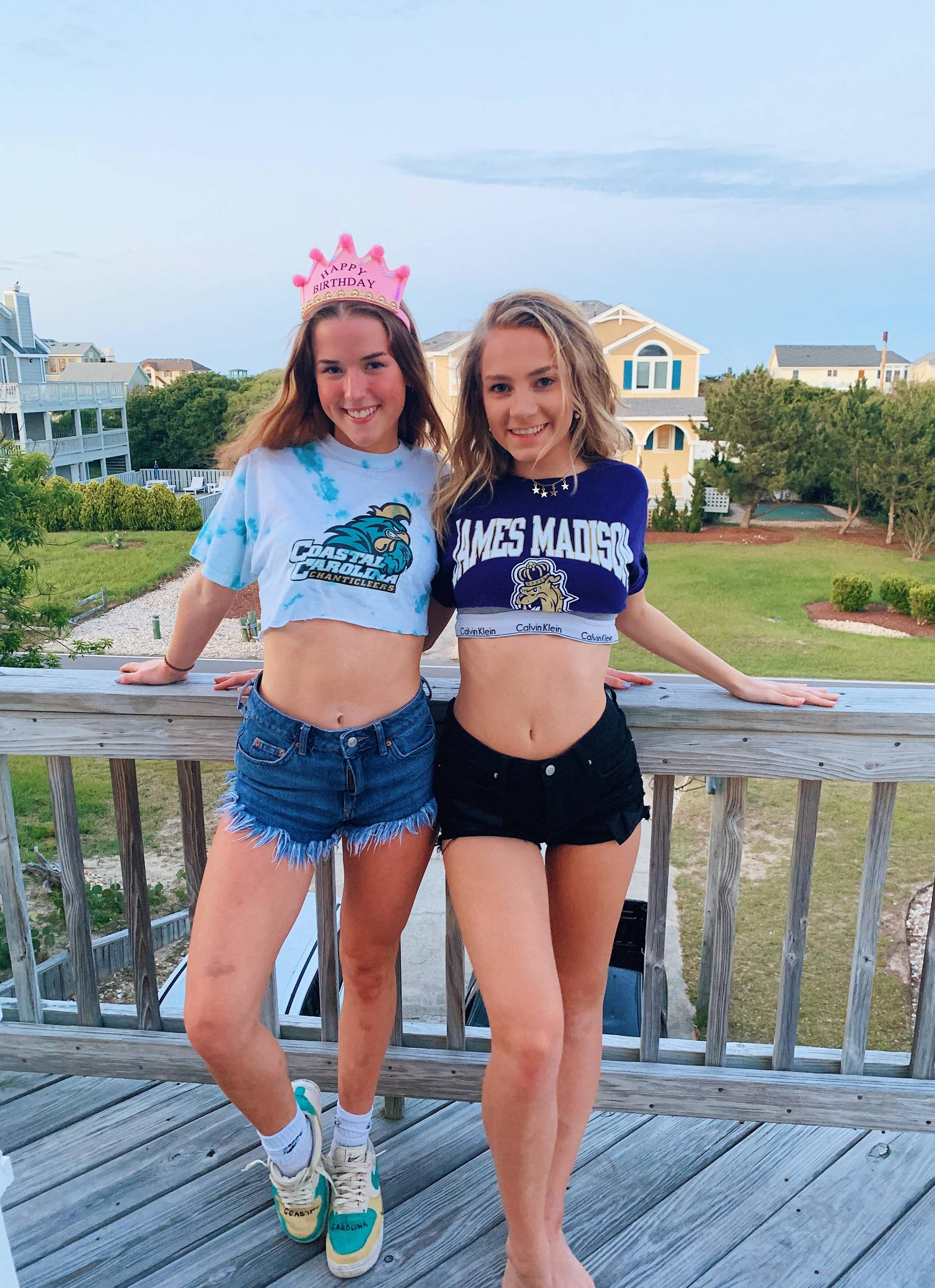 college freshmen | Scrolller