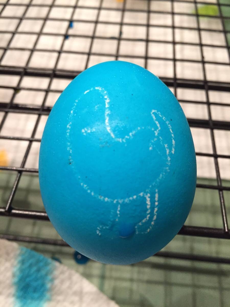 Coloring eggs for the first time in about 15 years. Made use of the crayon. Yeah, I'm an adult ...