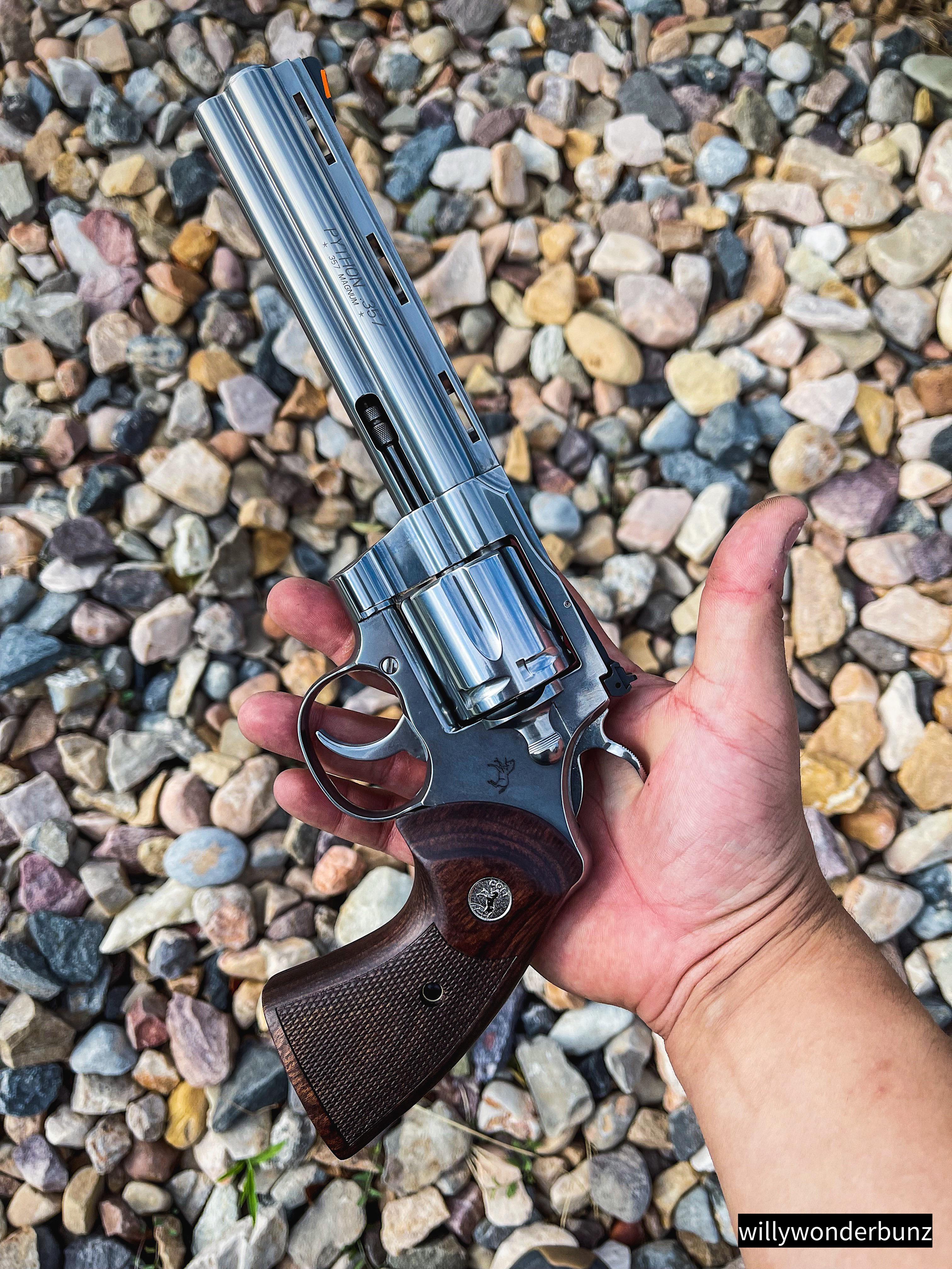 Colt Python .357 | Scrolller
