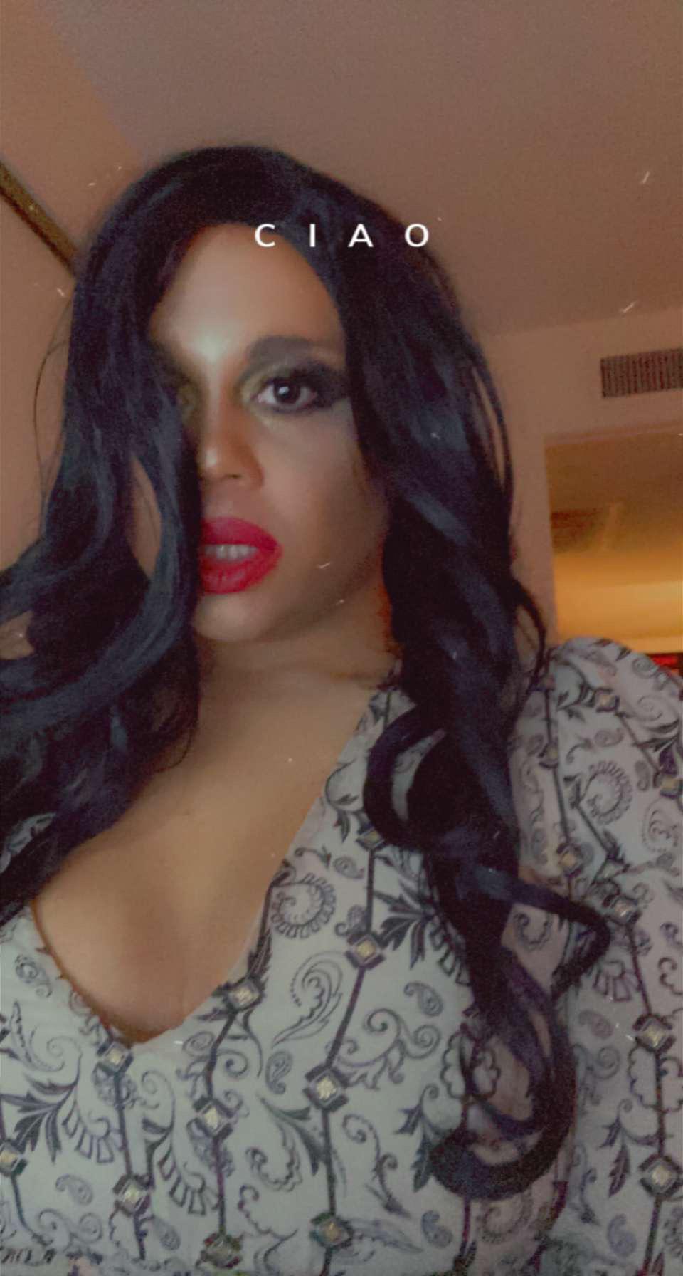 Come here big boy 😍🥰😘 | Scrolller