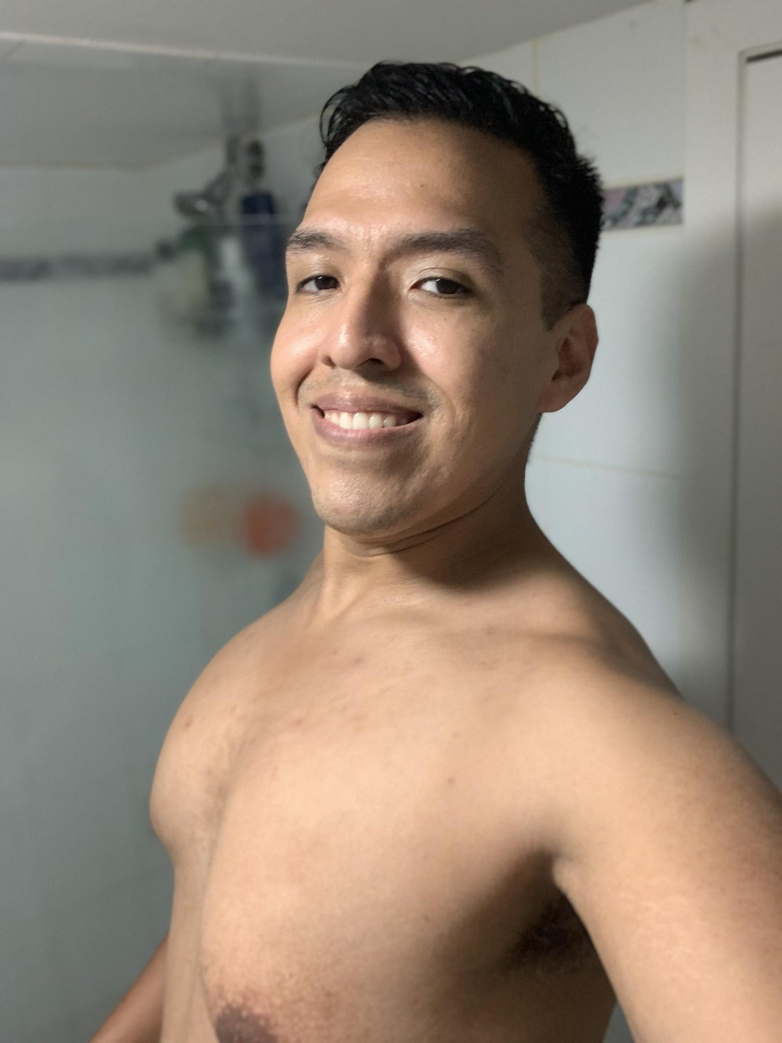 Come Join Me In The Shower Scrolller