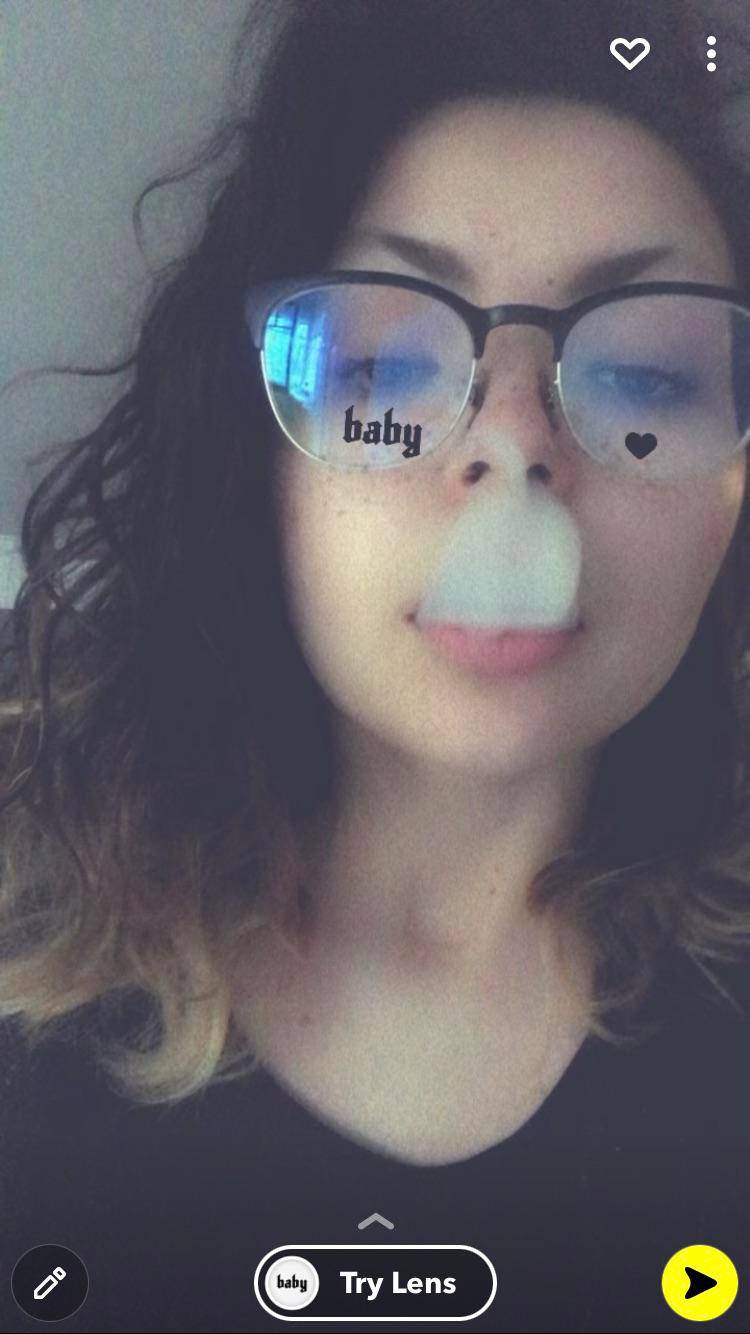 Just smoking and vibin 😜 | Scrolller