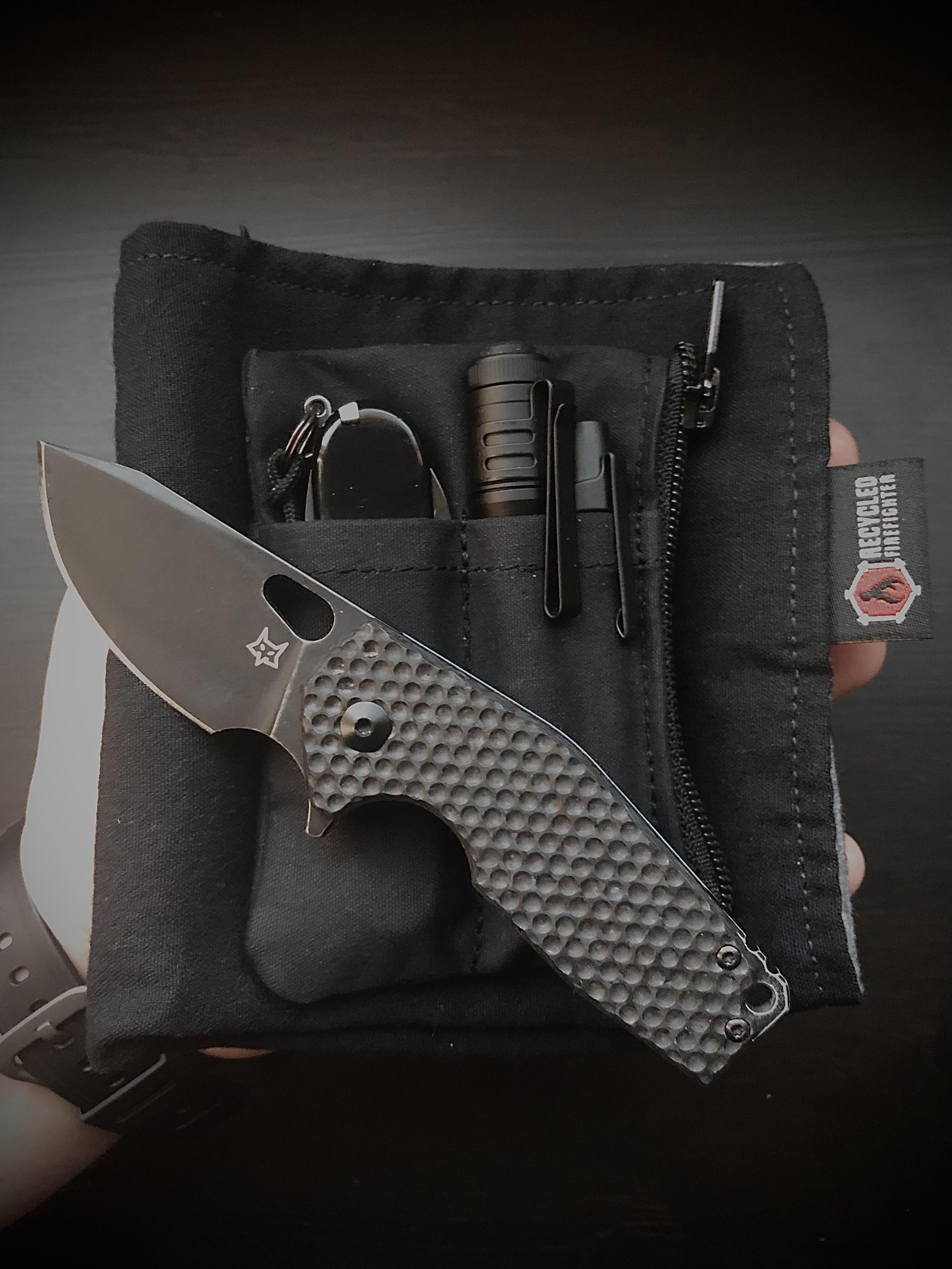 Compact Black Carry | Scrolller