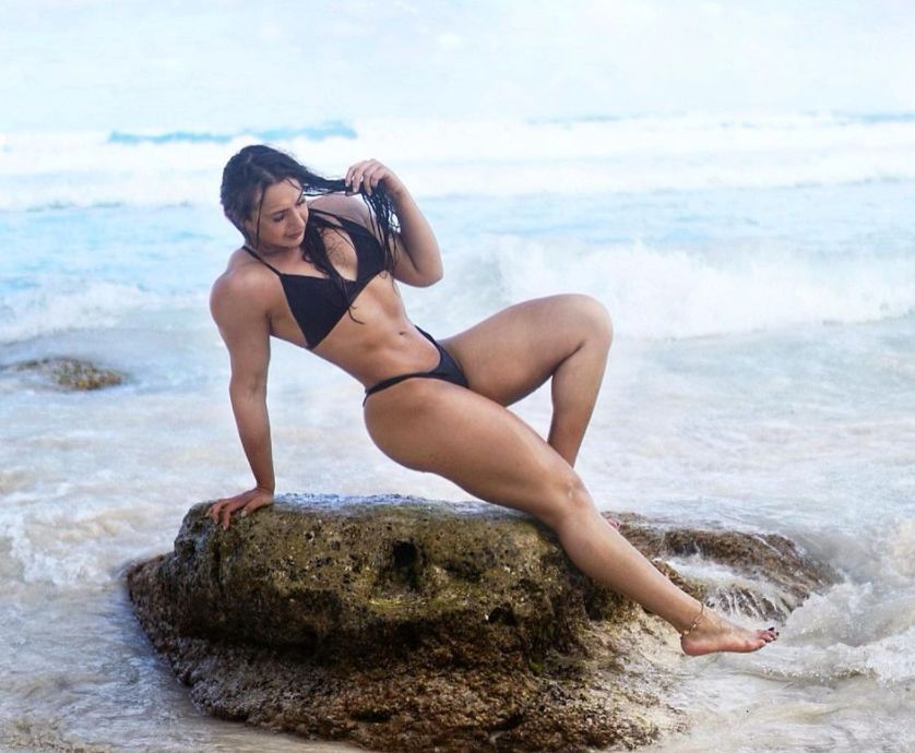 Connie Slyziut | Scrolller