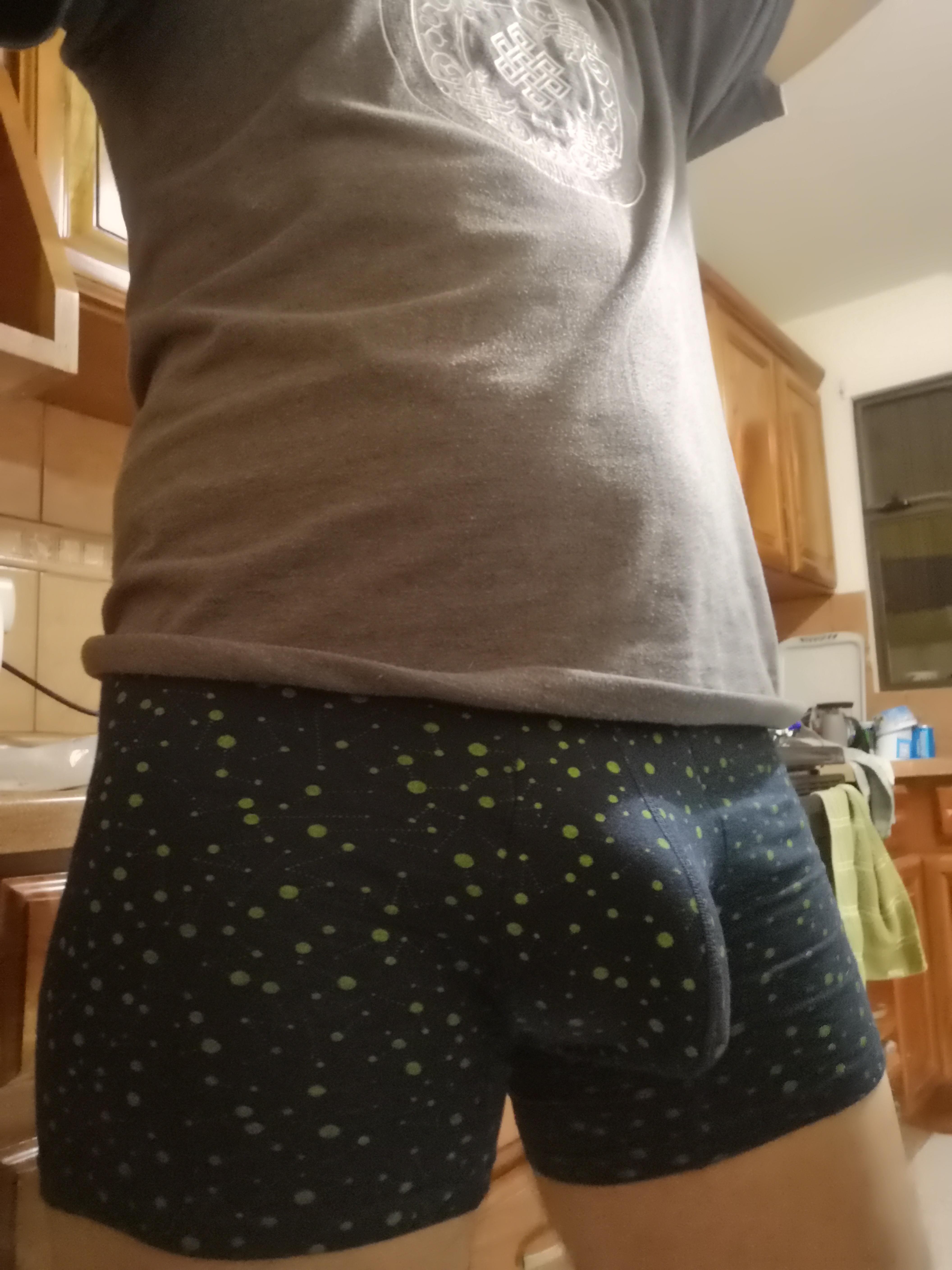 Cooking while wearing new underwear | Scrolller