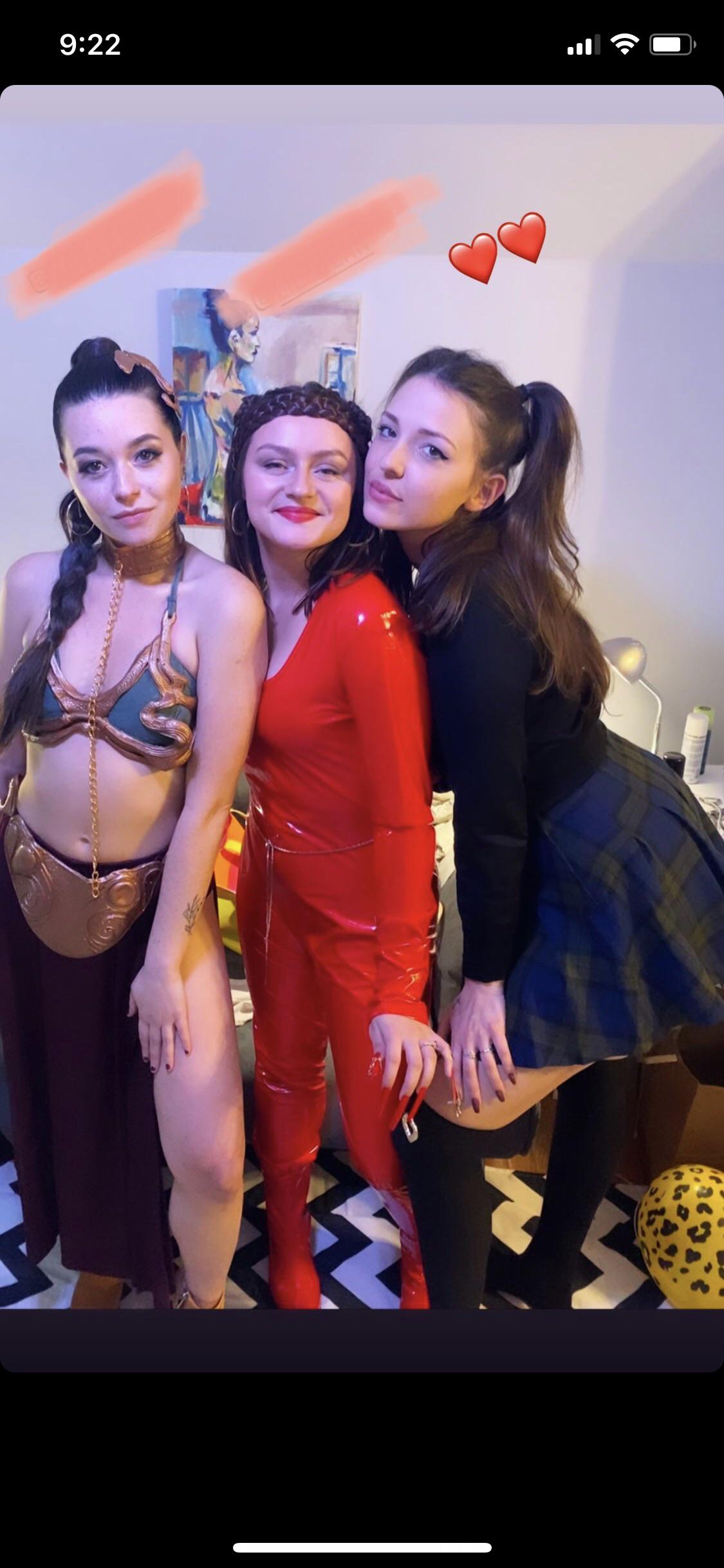 Costume party | Scrolller