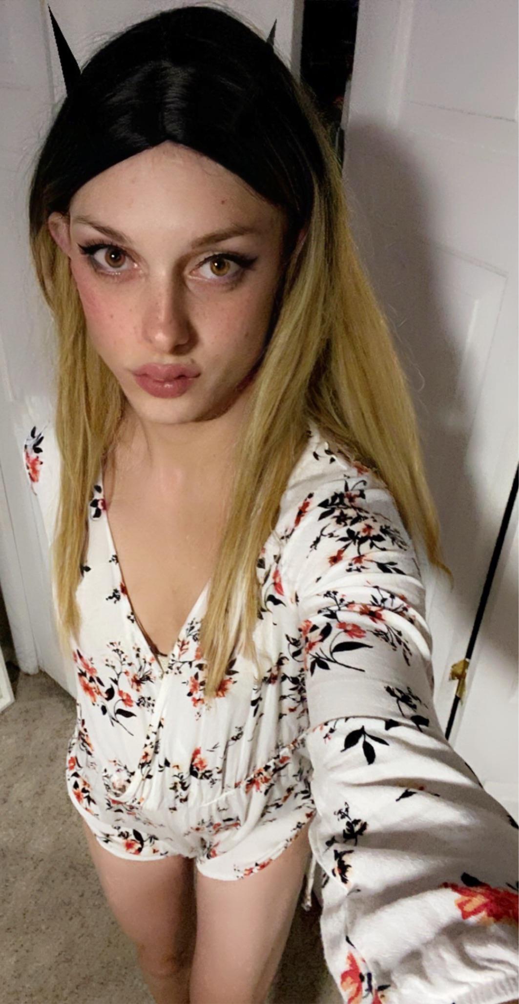 could I trap u?💕 | Scrolller