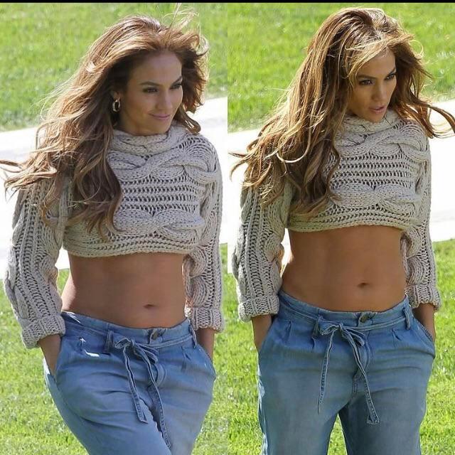Jennifer Lopez | Scrolller