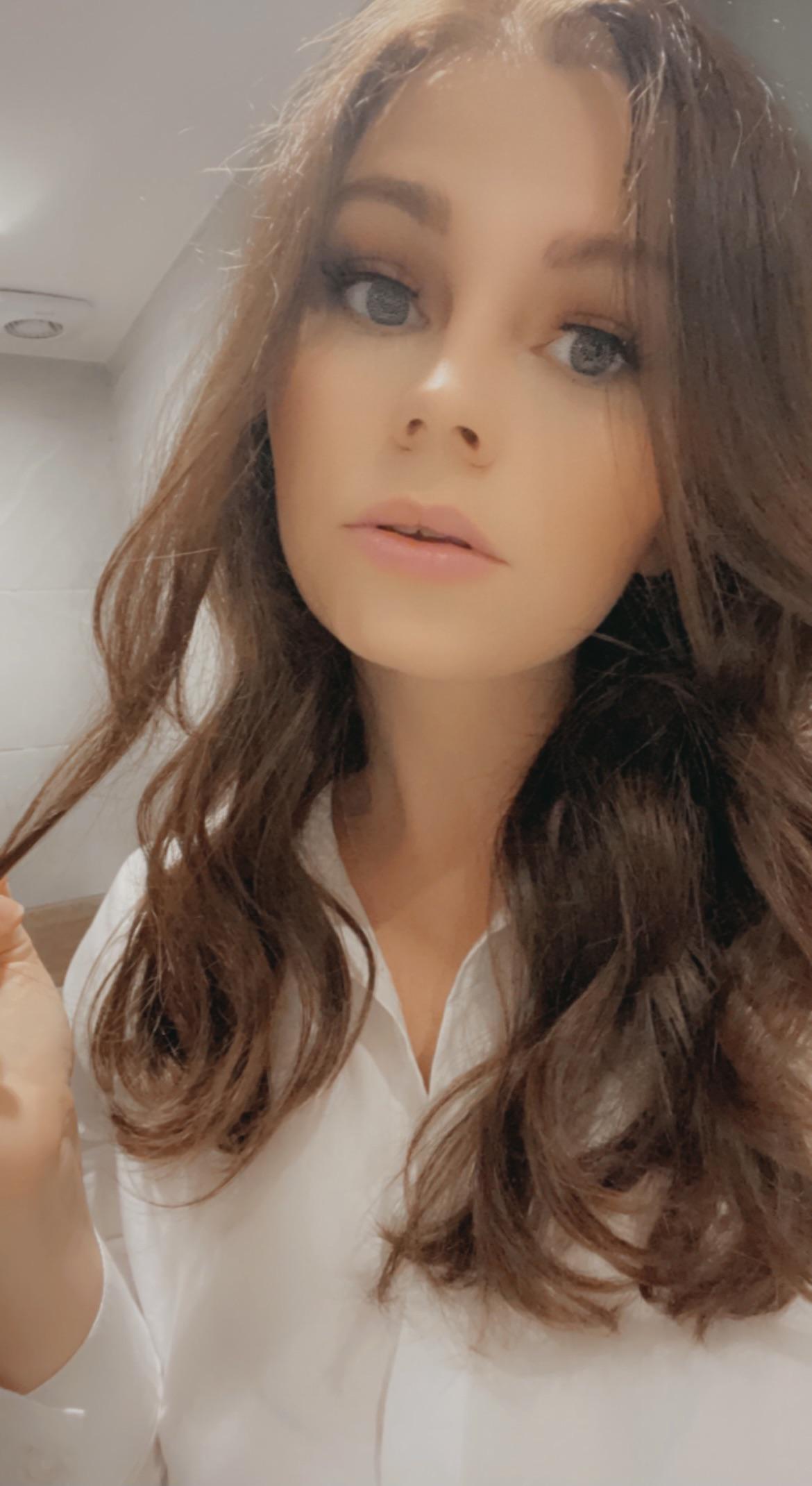 Cum And Spank Me In Your Office 🙊 Scrolller