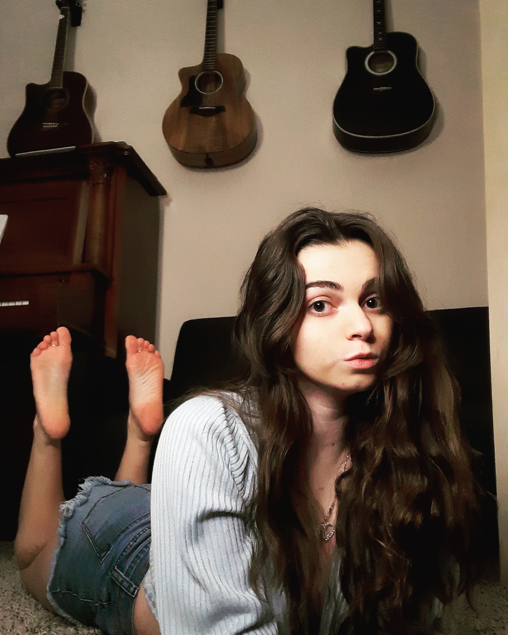 Cum be my foot bitch | Scrolller
