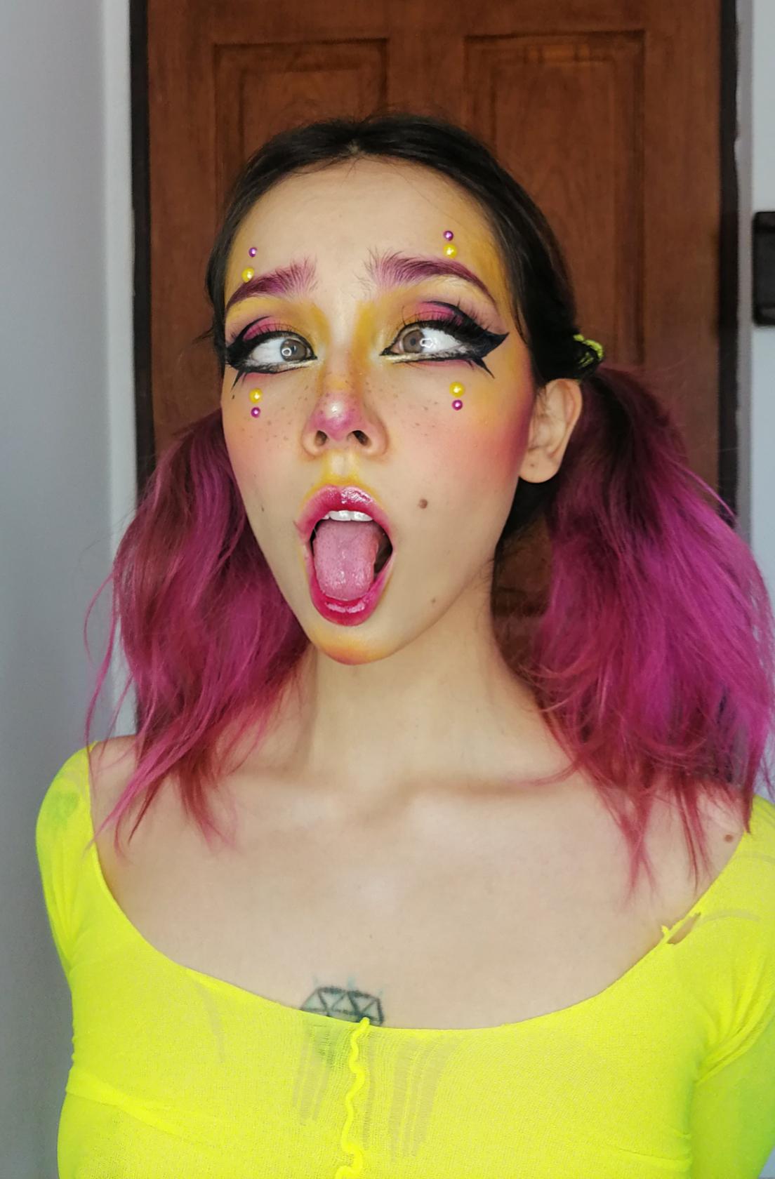 Cum follow me 💕 Link in comments UwU | Scrolller